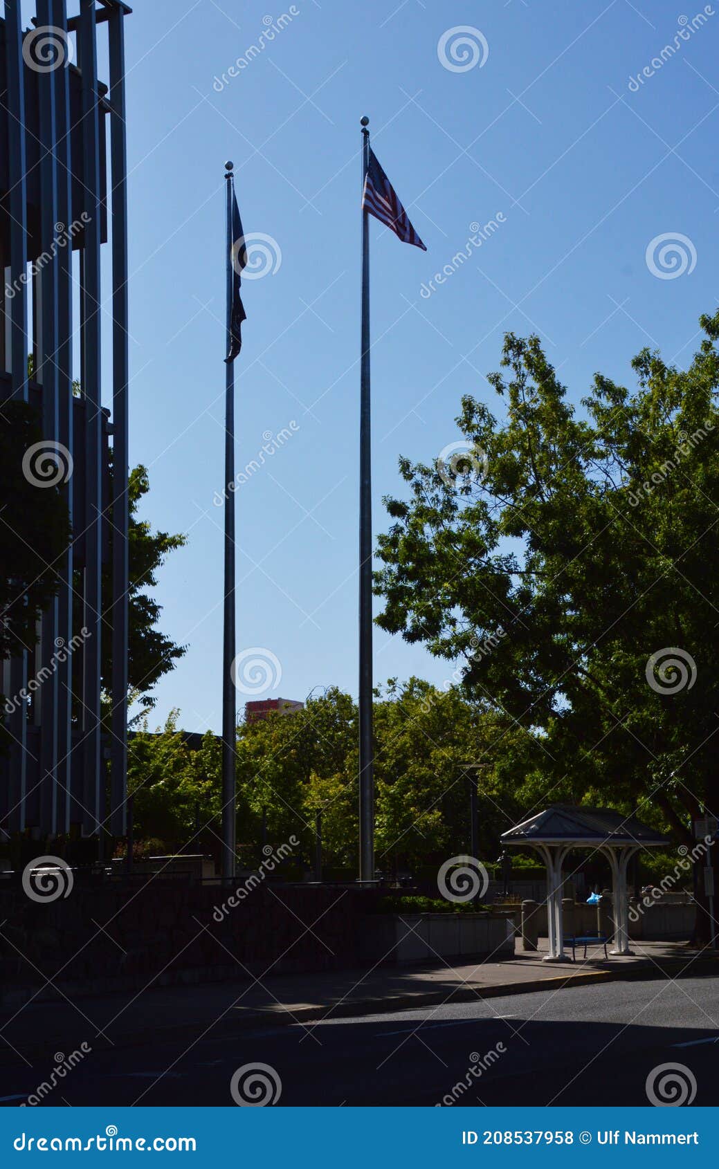 Park in Downtown Eugene in Summer, Oregon Stock Photo - Image of united ...