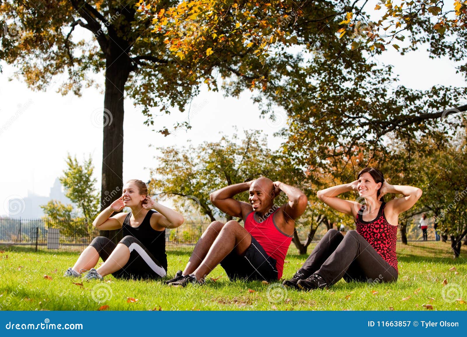 Park Exercise stock image. Image of healthy, muscle, crunch - 11663857