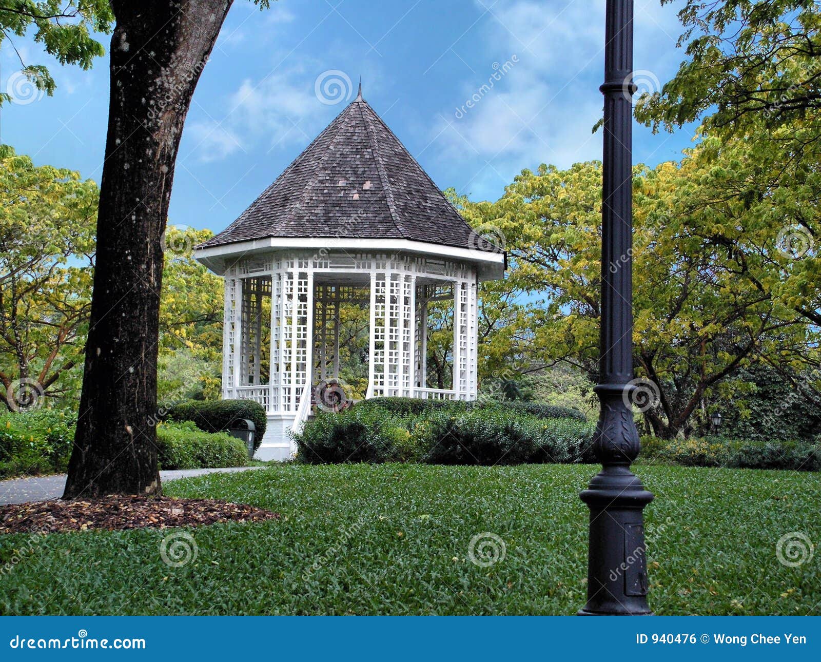 Park garden pavilion stock photo. Image of trees, singapore - 940476