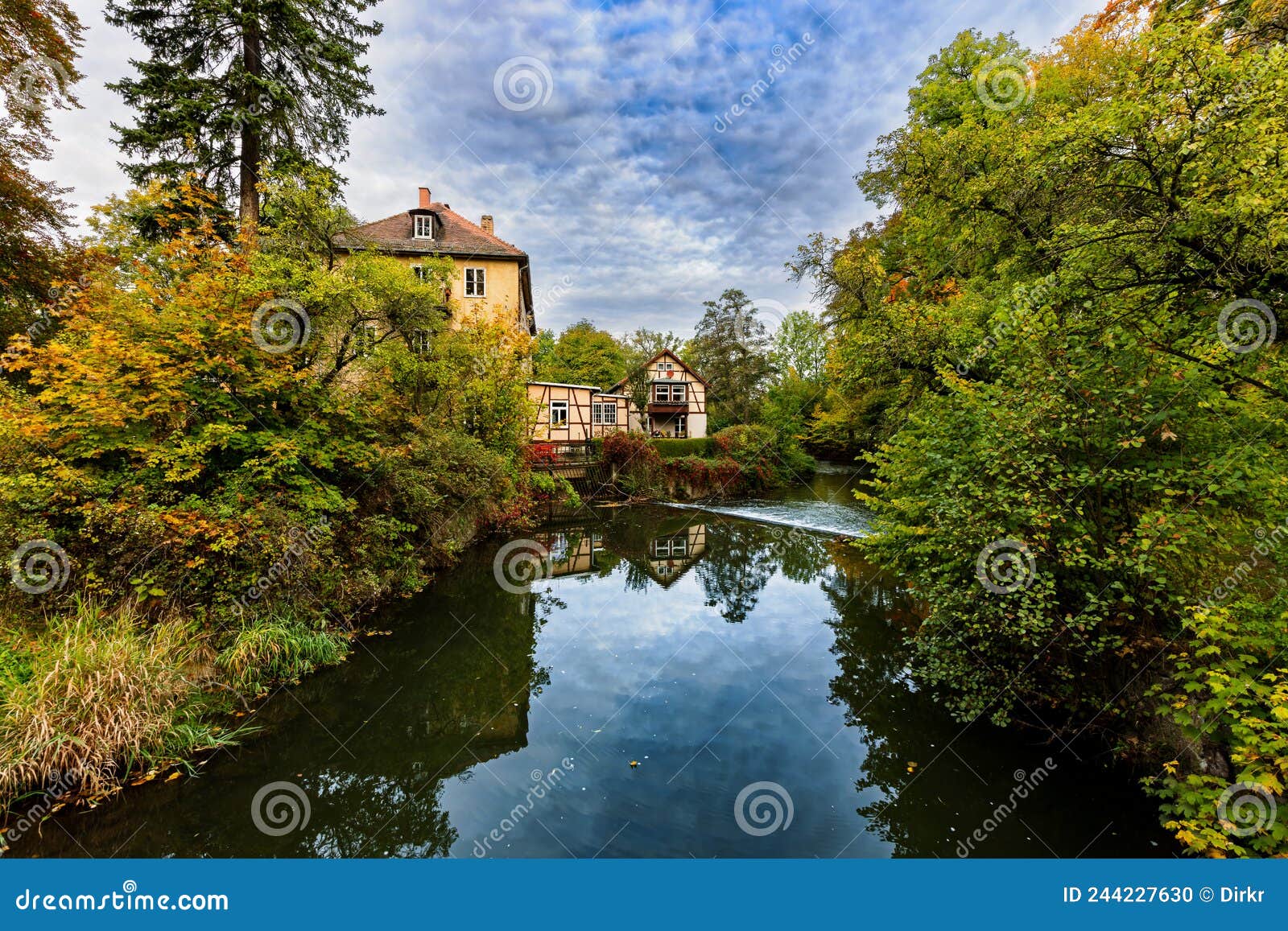 Park on the Ilm stock photo. Image of weimar, autumn - 244227630