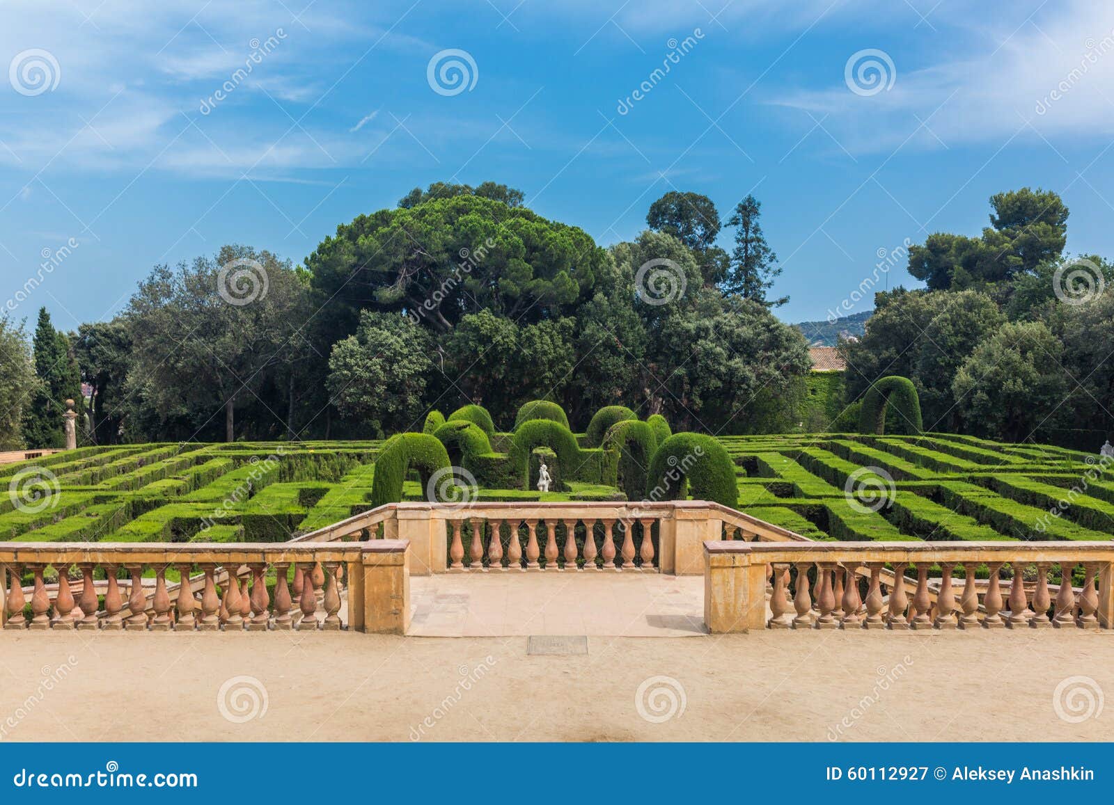 Park Labyrinth in Barcelona Stock Image - Image of barcelona ...