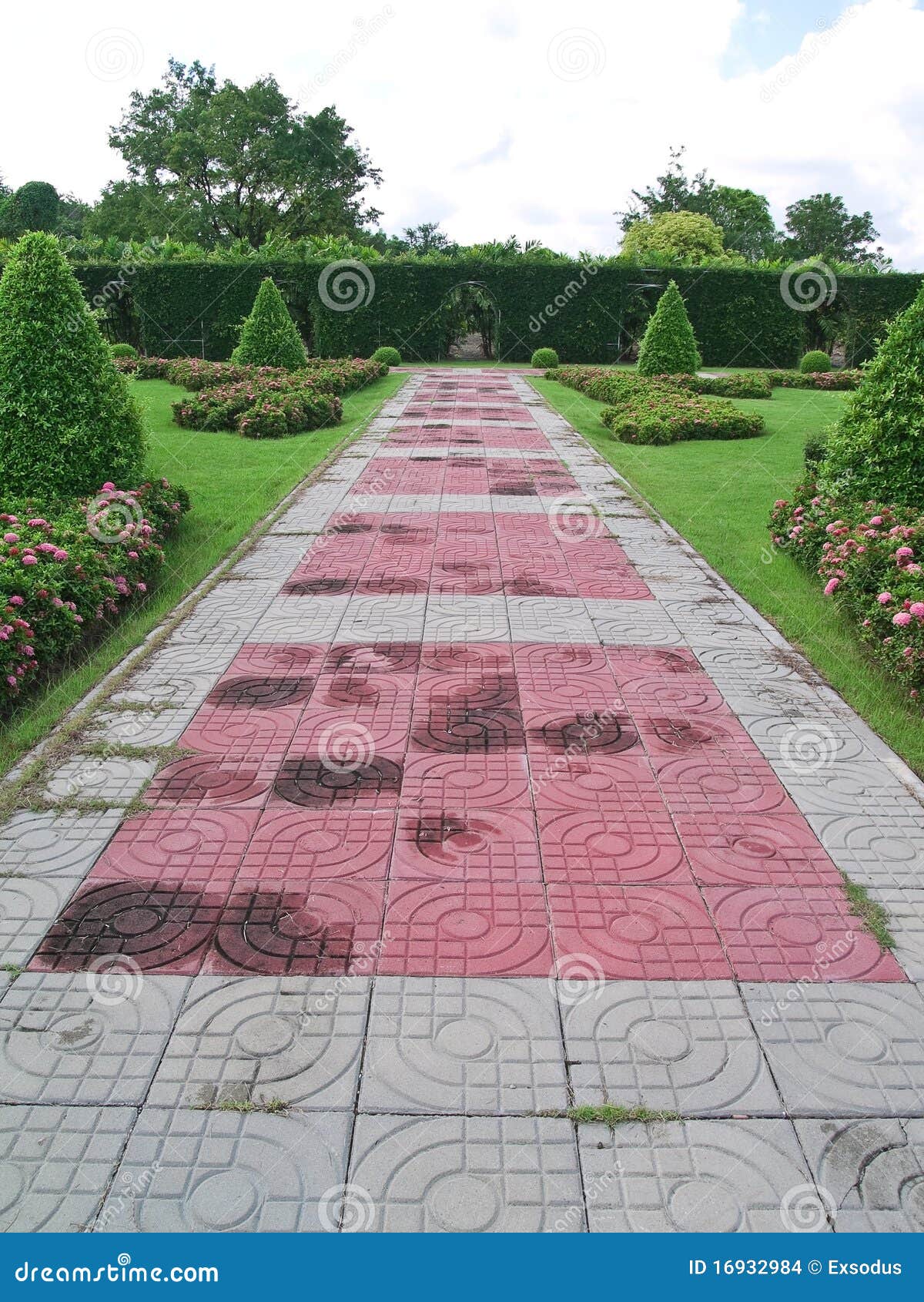 Park Pathway stock photo. Image of nature, harmony, footpath - 16932984