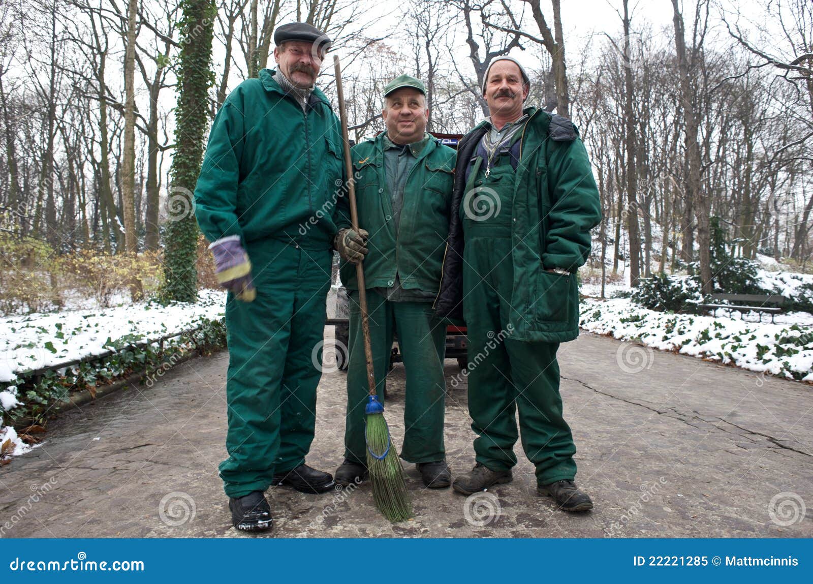 Park Workers in Warsaw, Poland Editorial Image - Image of snow, central ...