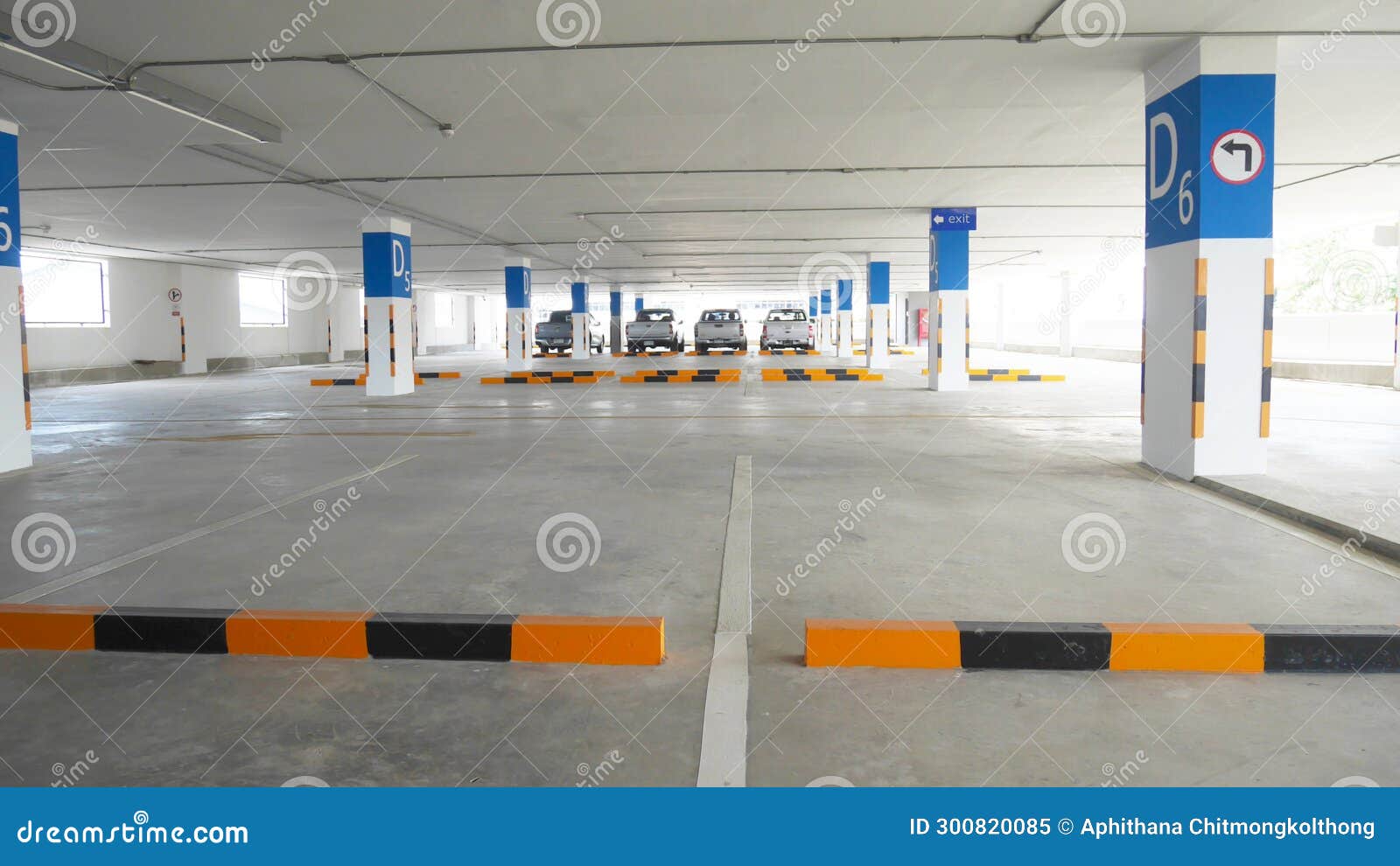 Parking Building. Empty Parking Lot Space Concrete Building Stock Image ...