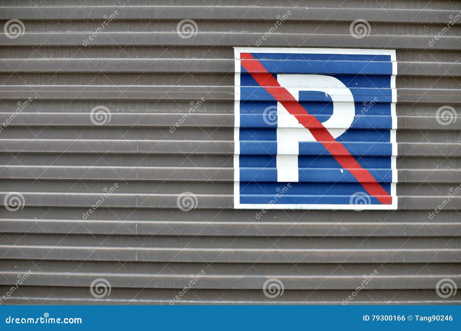 Parkverbot-Ladezone-Zeichen Stockfoto - Bild von zeichen, park: 79300166