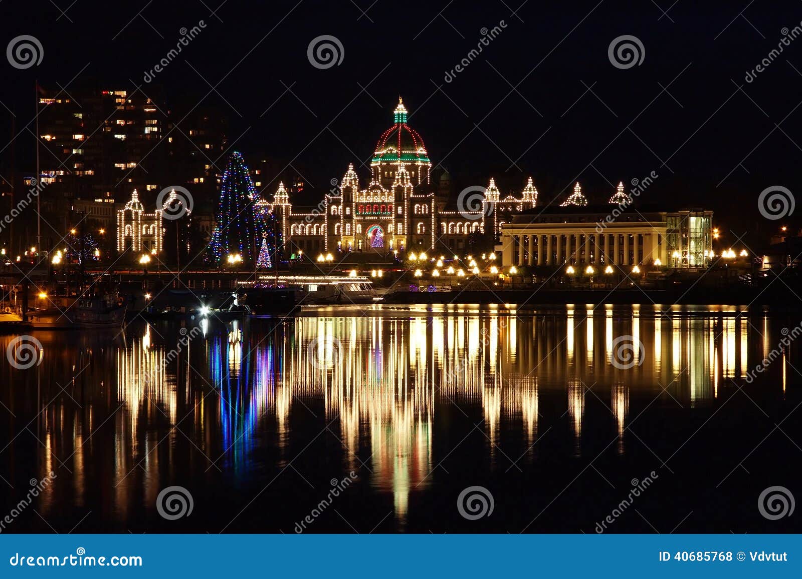 Parlament Building, Victoria BC Stock Photo - Image of electric, lights ...