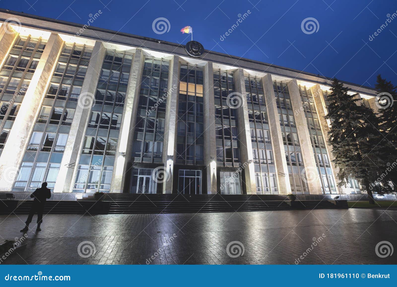 Parliament of Moldova in Chisinau Stock Photo - Image of sunset, blue ...