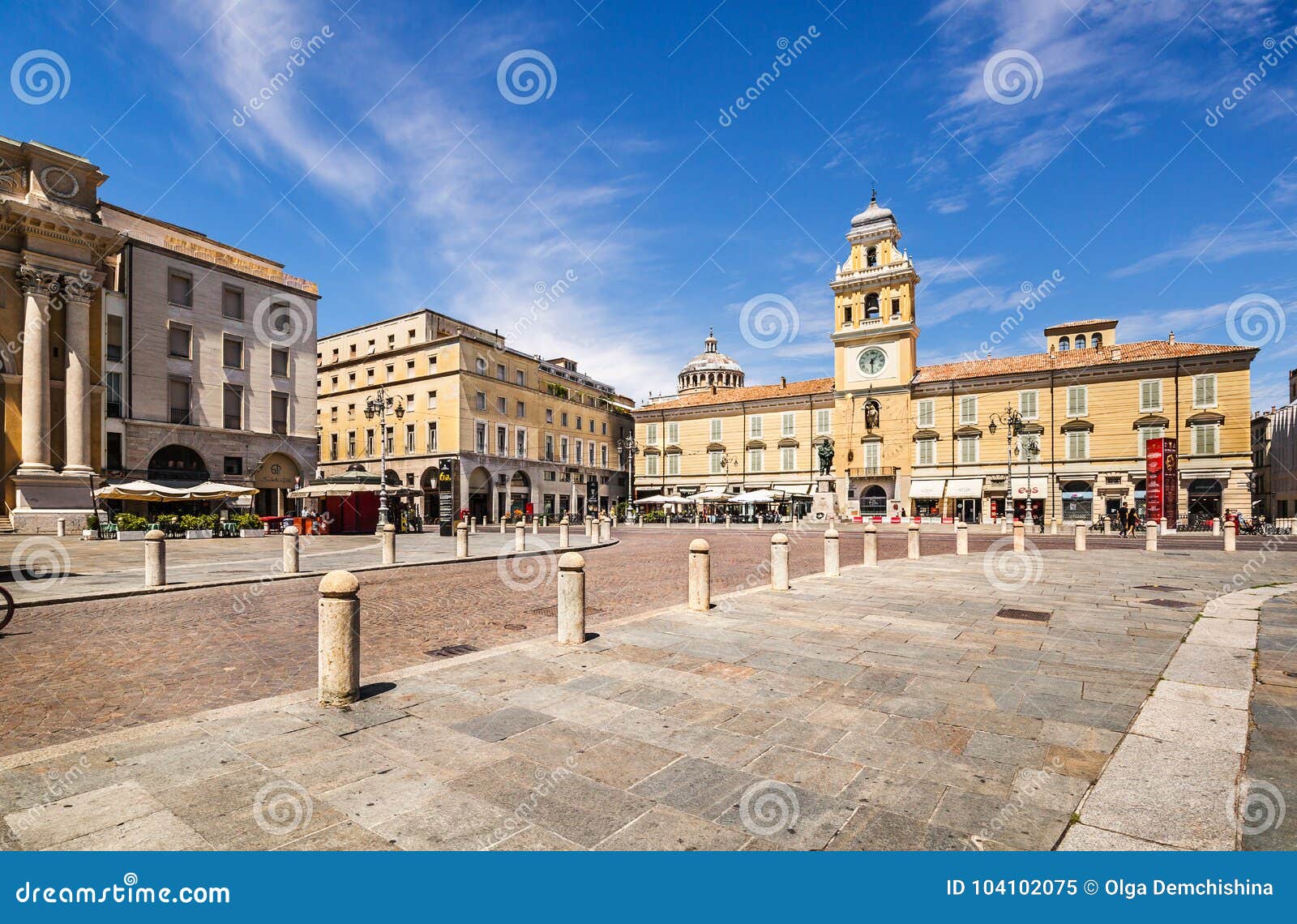 Piazza Garibaldi. Parma editorial image. Image of house - 104102075