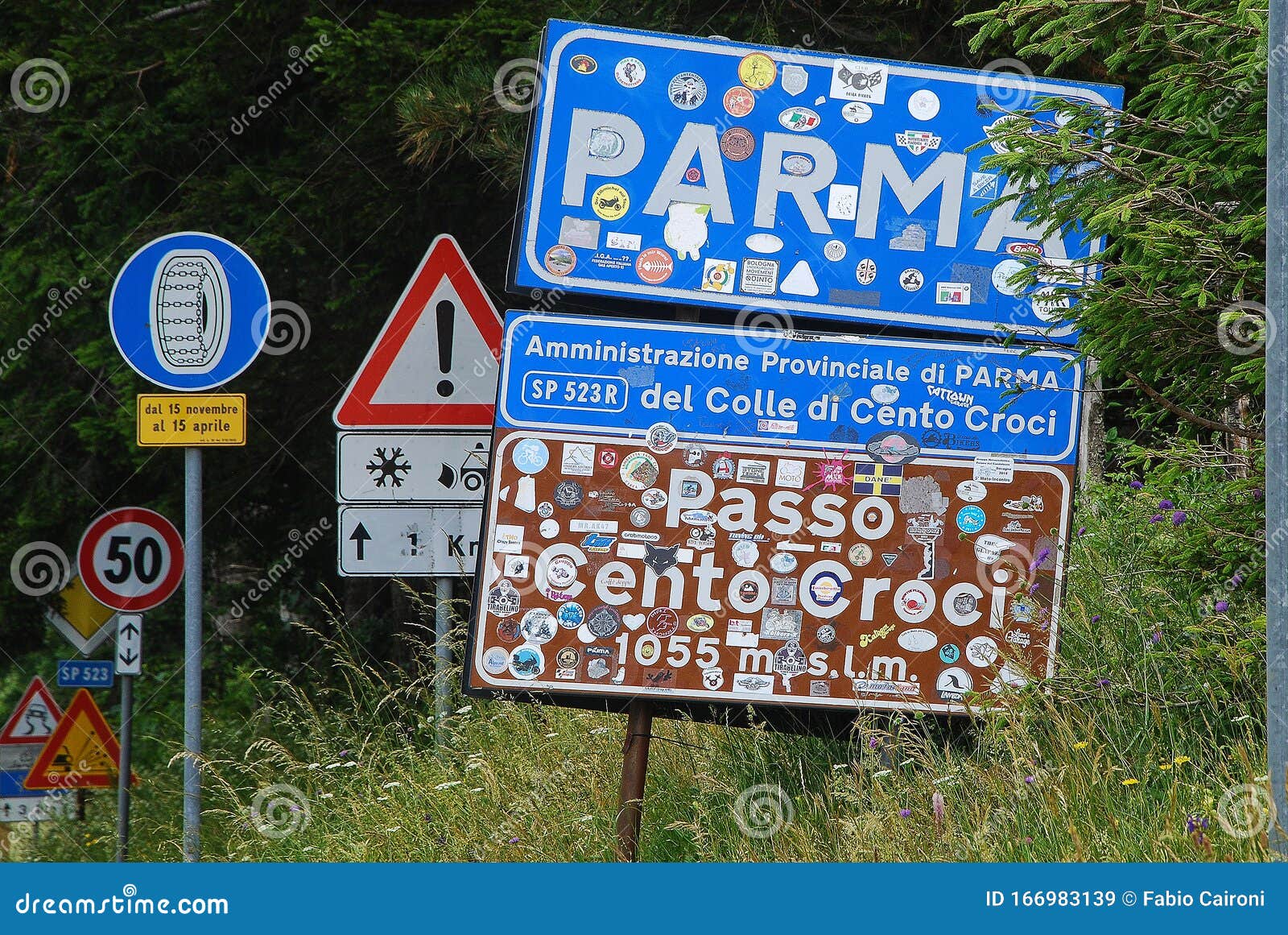 Parma and Passo Centocroci Road Signs Editorial Stock Image - Image of ...