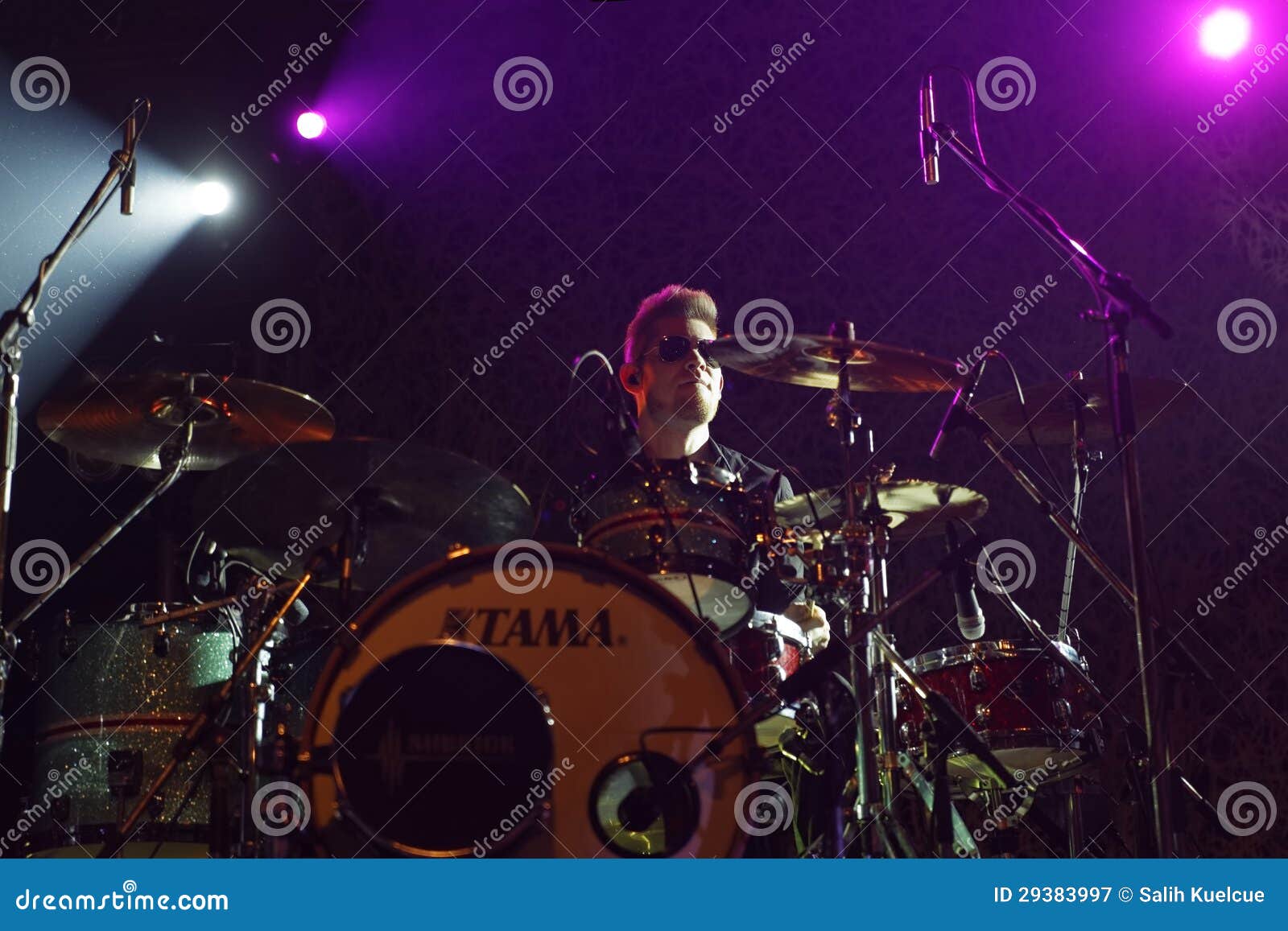 Parov Stelar Band editorial photography. Image of house - 29383997