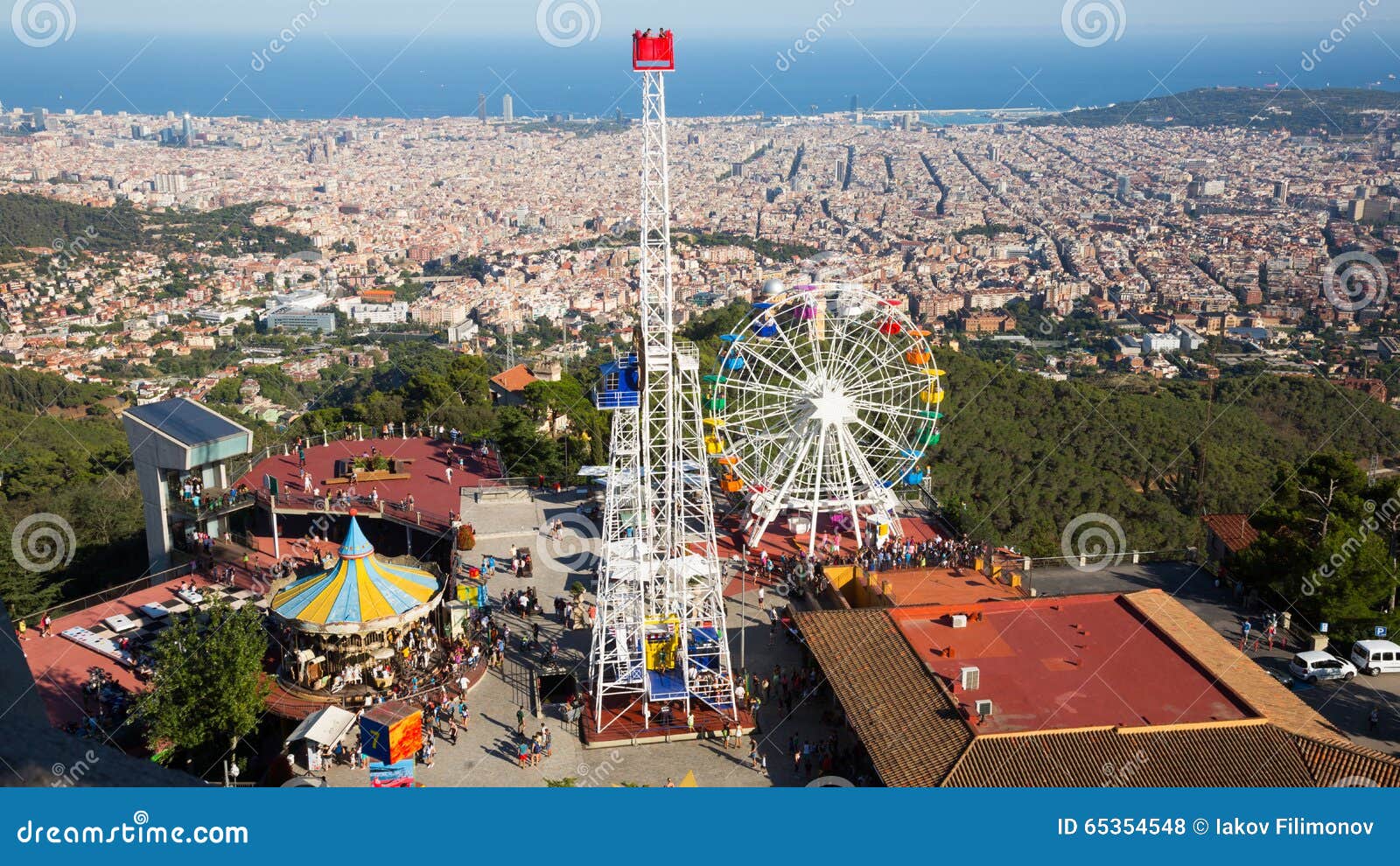 Parque De Diversões De Tibidabo Barcelona Foto de Stock Editorial ...