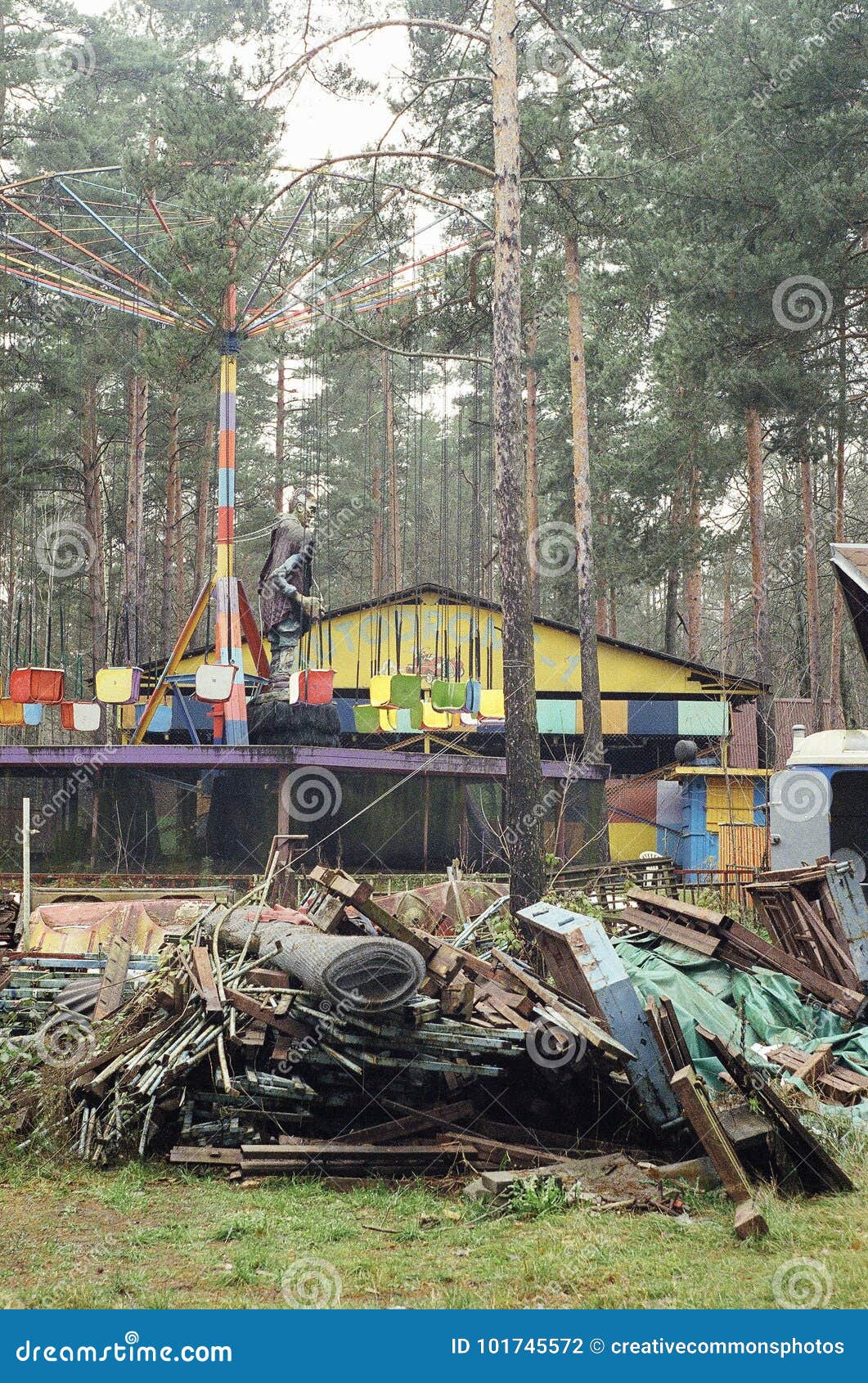Parque De Diversões Abandonado Imagem. Imagem: 101745572