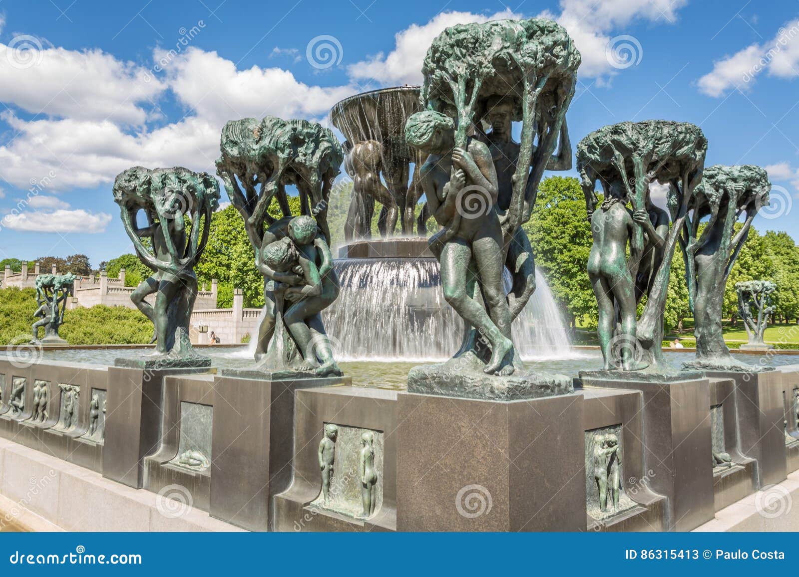 Parque de Frogner foto de stock editorial. Imagem de humano - 86315413