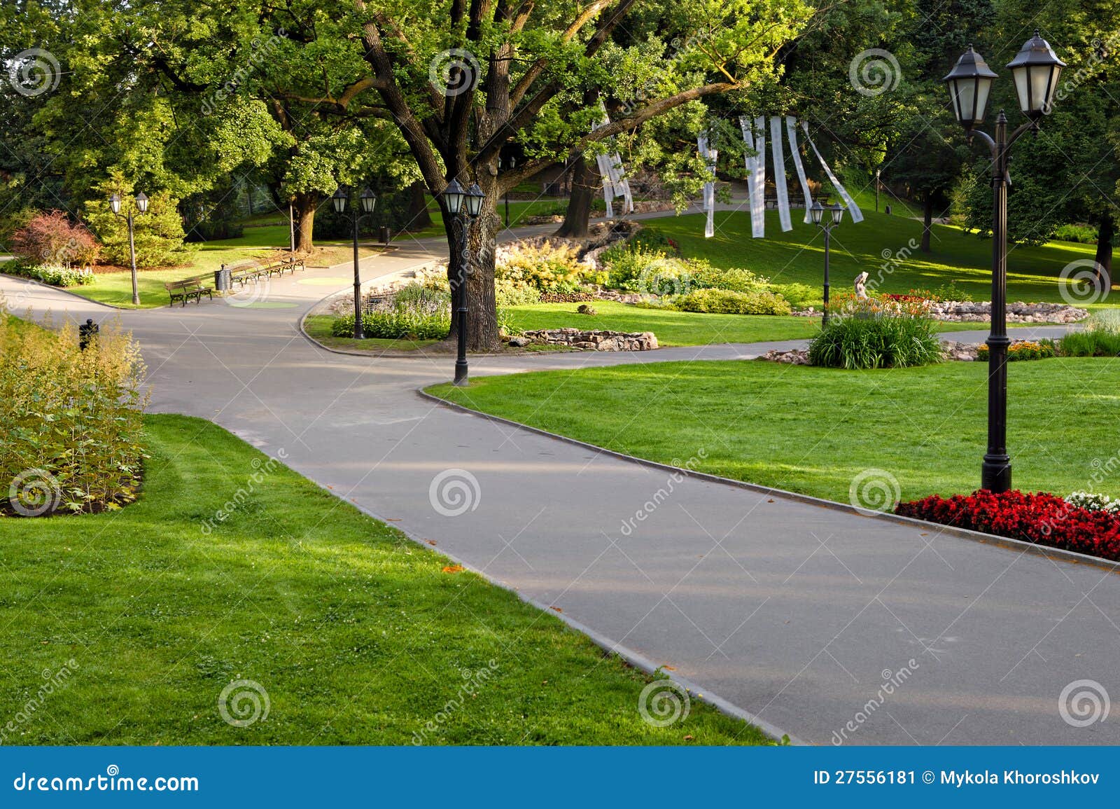 Parque de la ciudad imagen de archivo. Imagen de color - 27556181