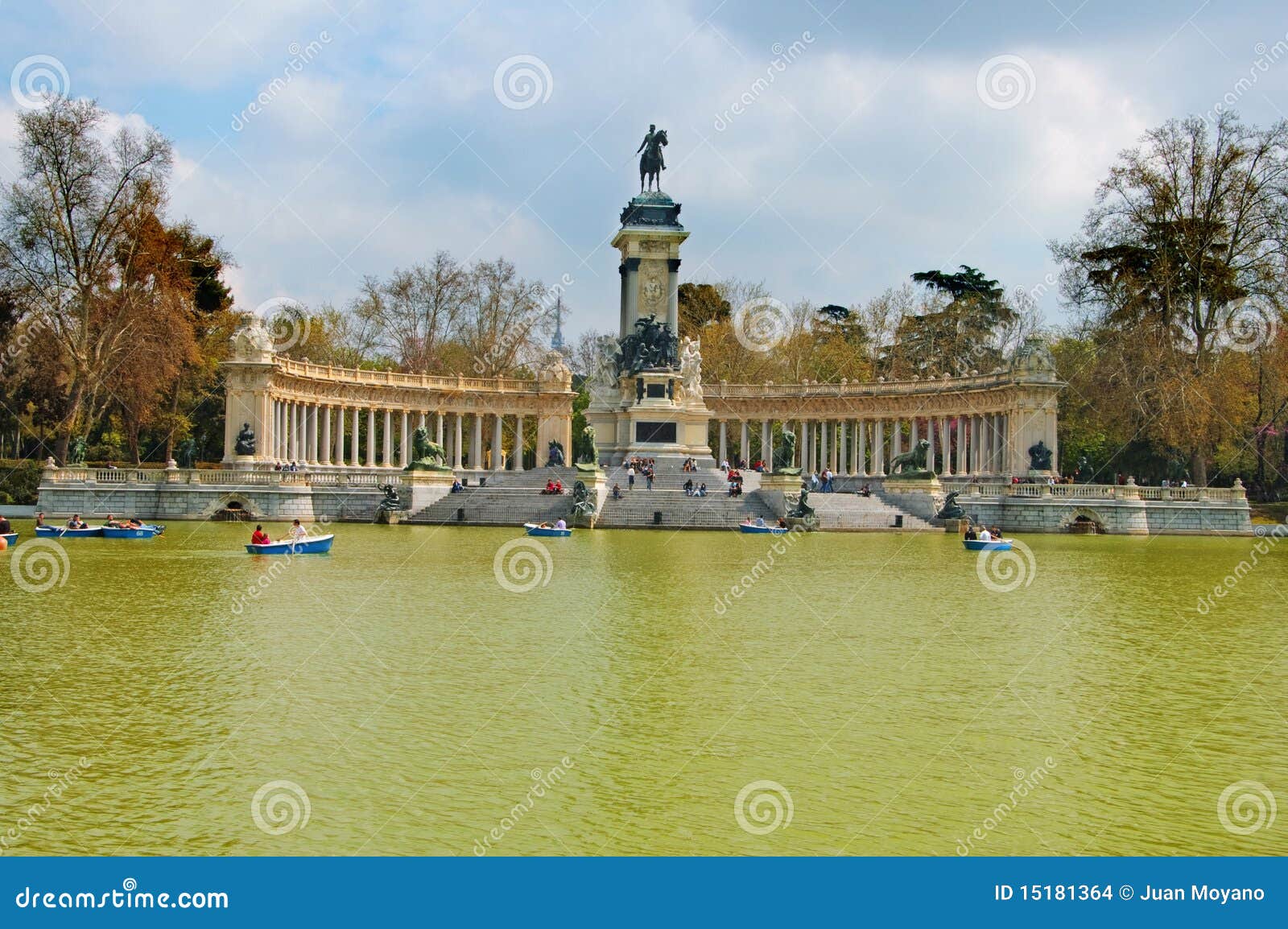 Parque del Retiro, Madrid editorial stock image. Image of park - 15181364