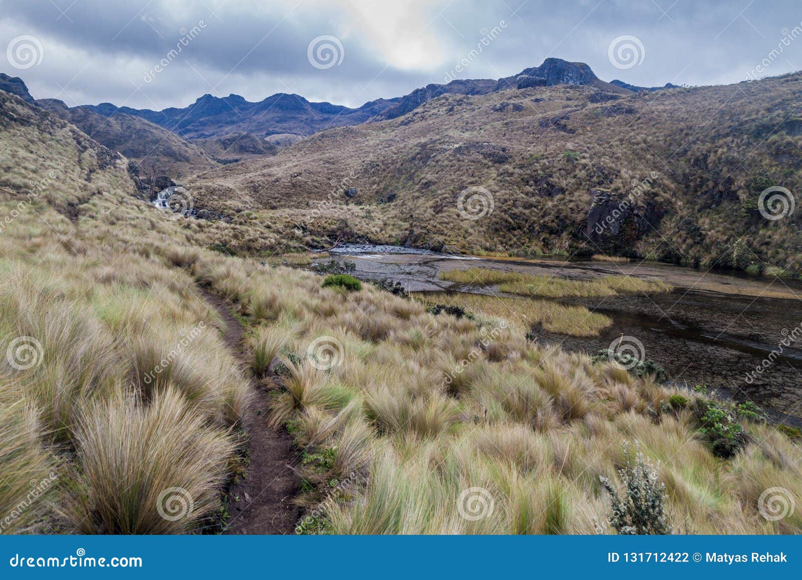 Parque nacional Cajas foto de archivo. Imagen de alto - 131712422
