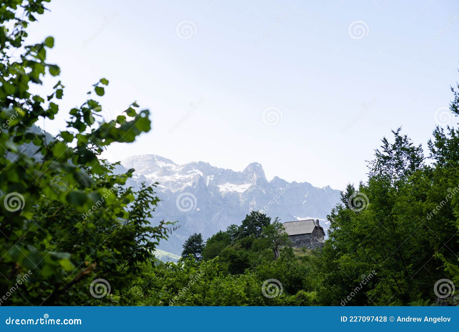 Parque Nacional De Thethi Albania Foto de archivo - Imagen de parque ...