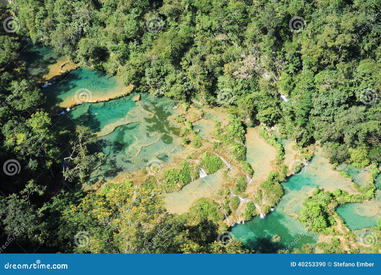 Parque Natural Do Monumento De Semuc Champey Em Lanquin Foto de Stock ...