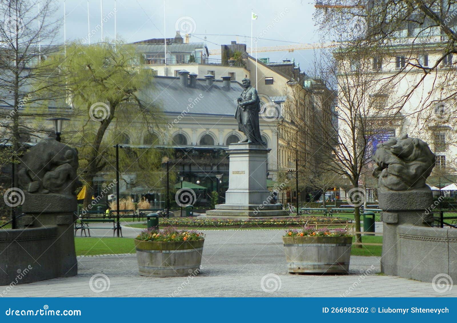 Parque Nybroplan Jons Jacob Berzelius Fotografía editorial - Imagen de ...
