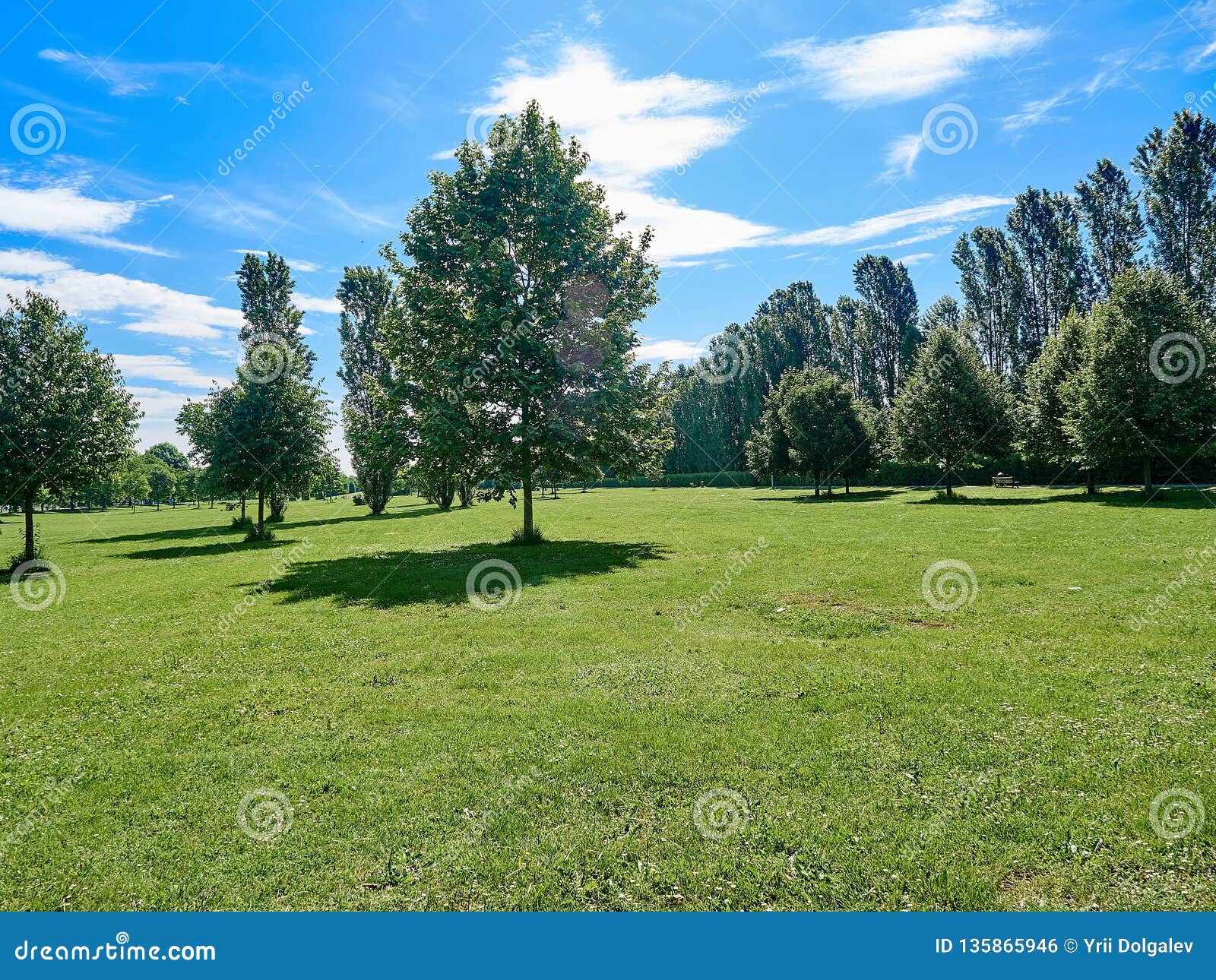 Parques foto de archivo. Imagen de escénico, rural, sunlight - 135865946