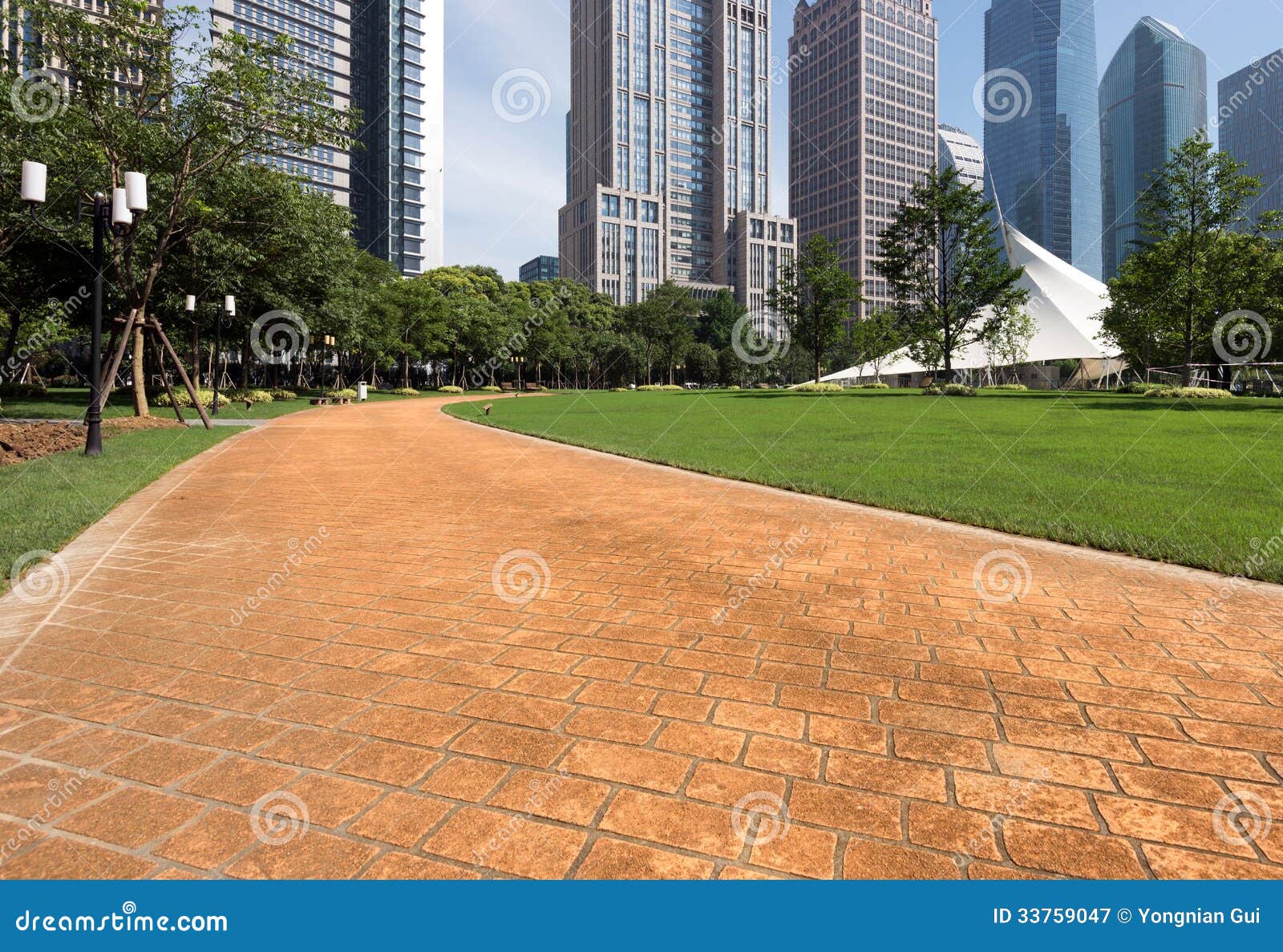 Parques Y Arquitectura Moderna Imagen de archivo - Imagen de nuevo ...