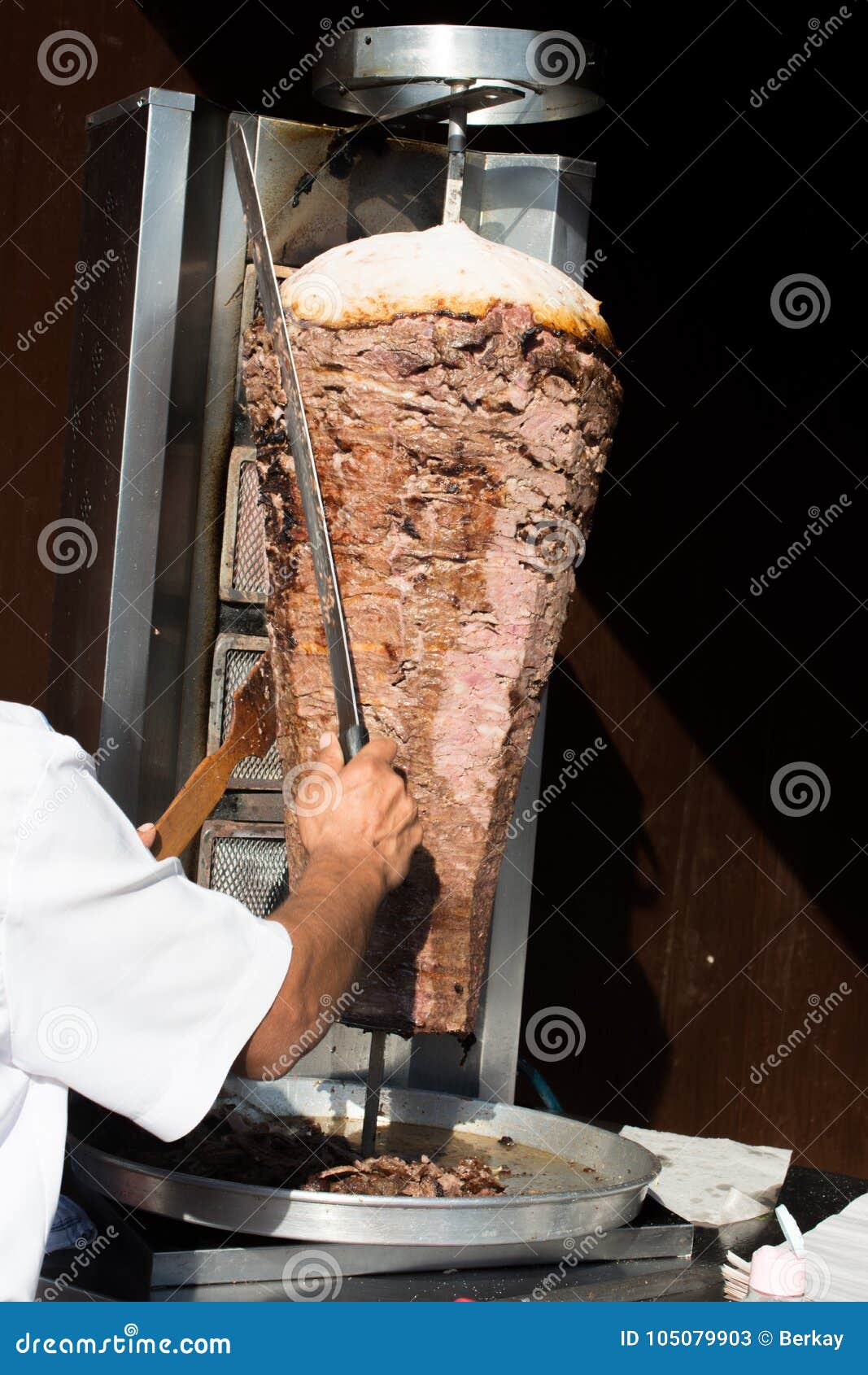 Parrilla Tradicional Del Kebab De Doner Del Turco Imagen de archivo ...