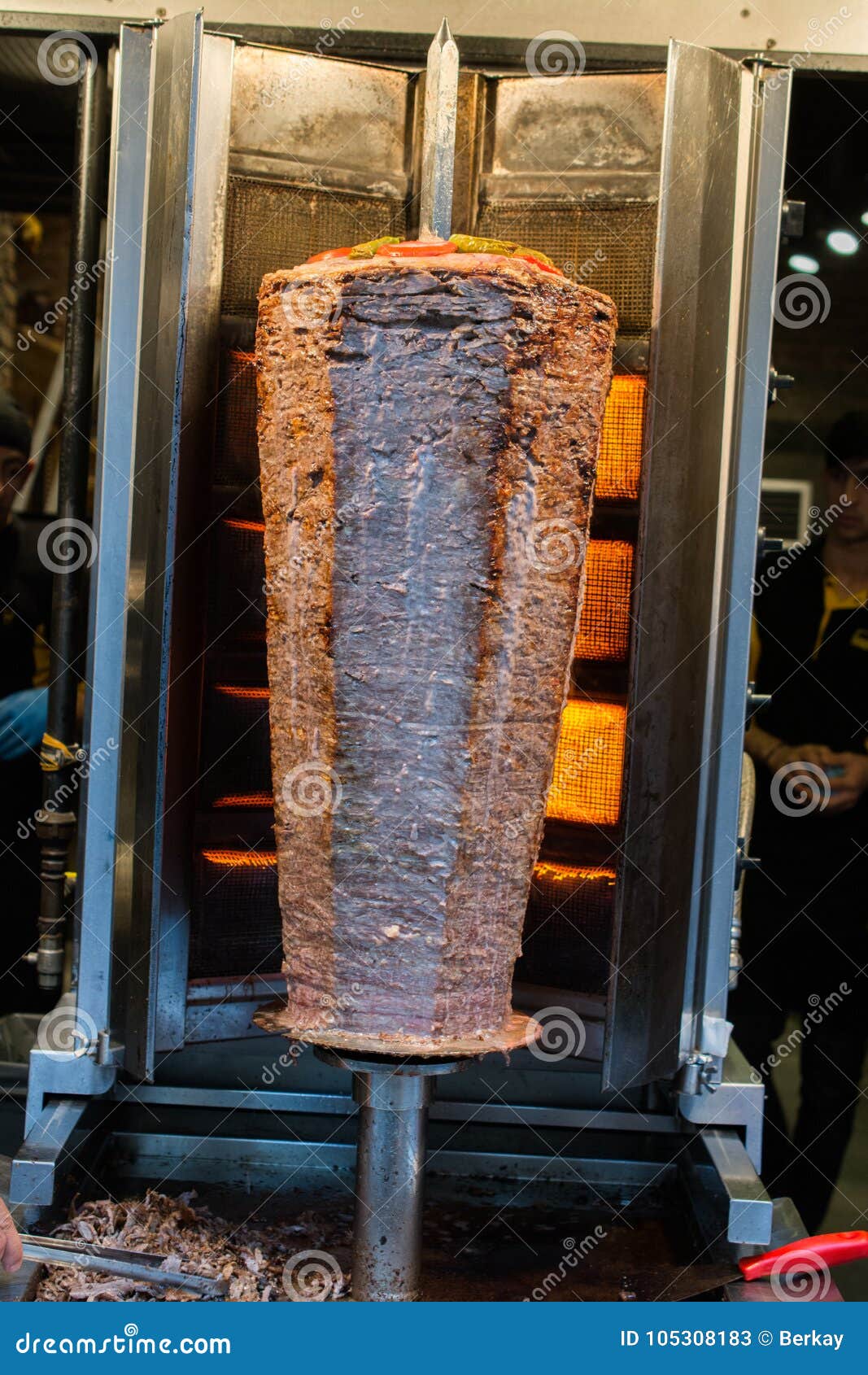 Parrilla Tradicional Del Kebab De Doner Del Turco Imagen de archivo ...