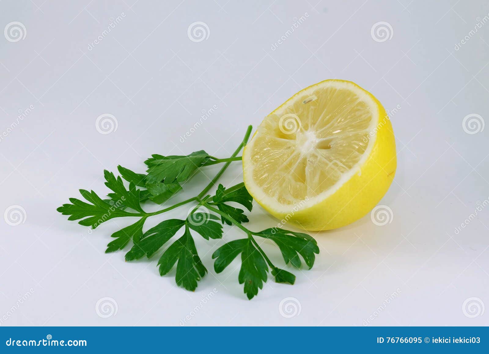 Parsley and lemon stock image. Image of seasoning, healthlylife - 76766095