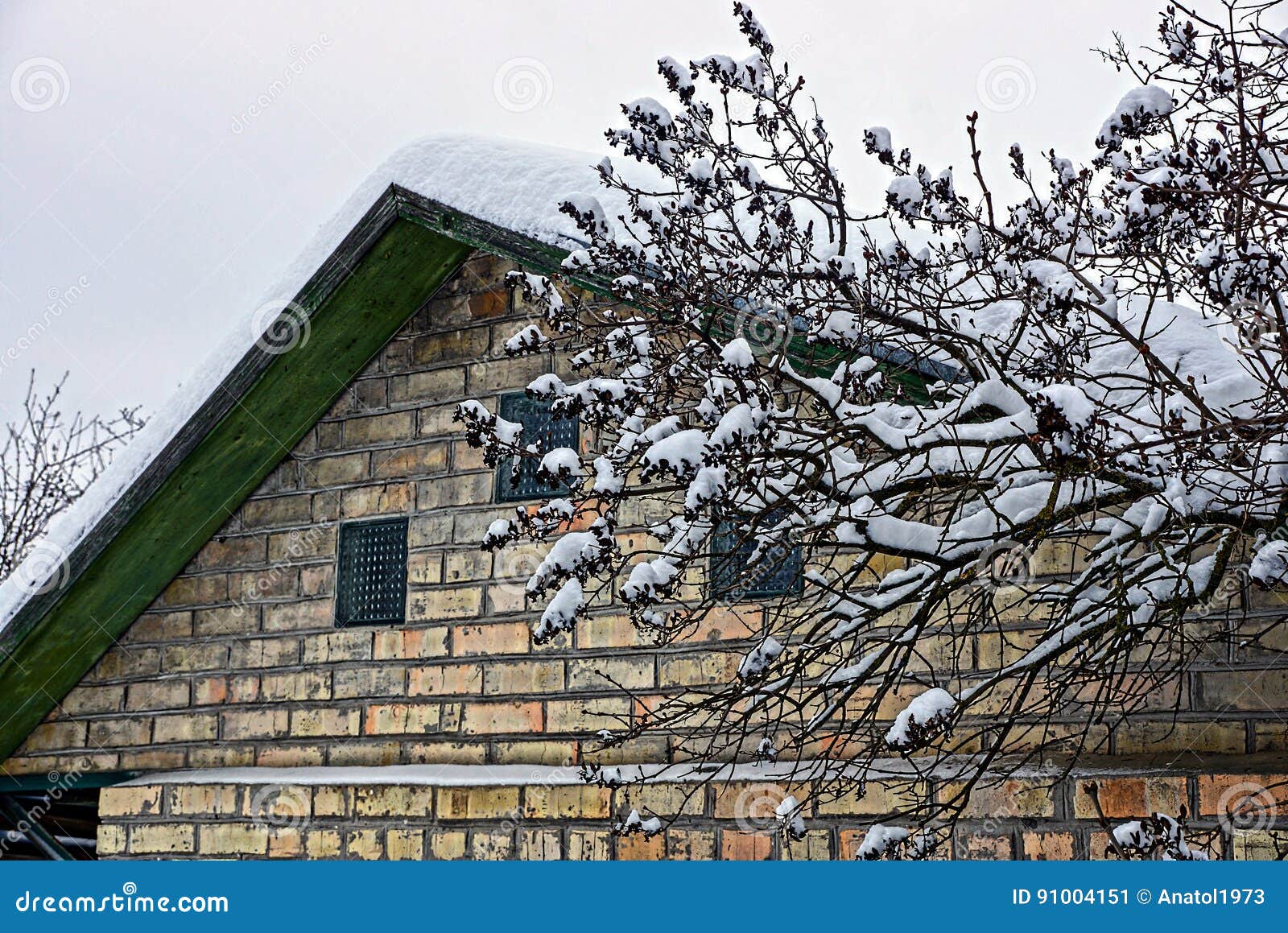Part of a Brick Garage in the Snow Stock Image - Image of frost, stone ...