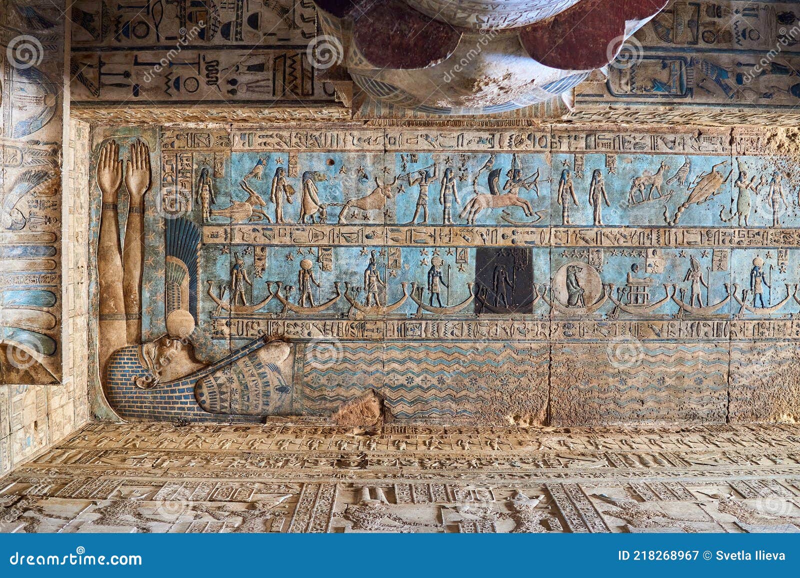 Dendera Temple Ceiling editorial photography. Image of stars - 218268967