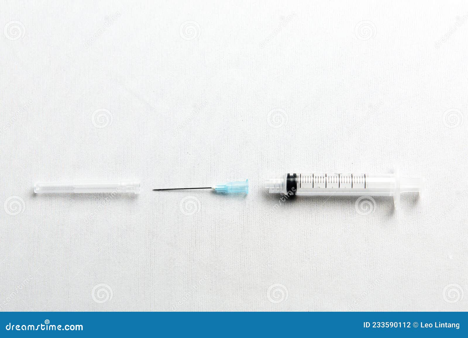 Parte da seringa foto de stock. Imagem de farmacêutica - 233590112