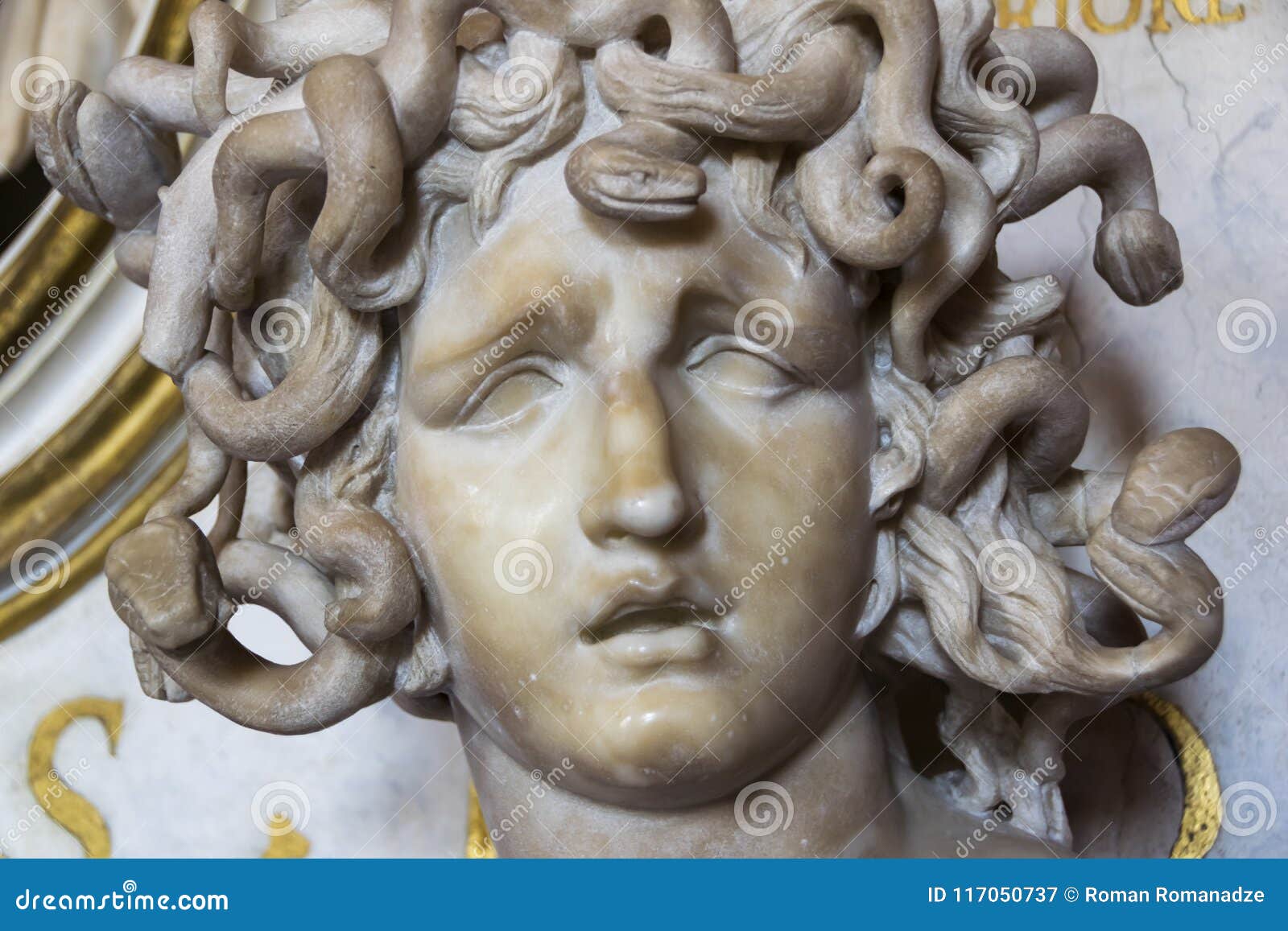 Parte Del Busto De La Medusa Fotografía editorial - Imagen de romano ...