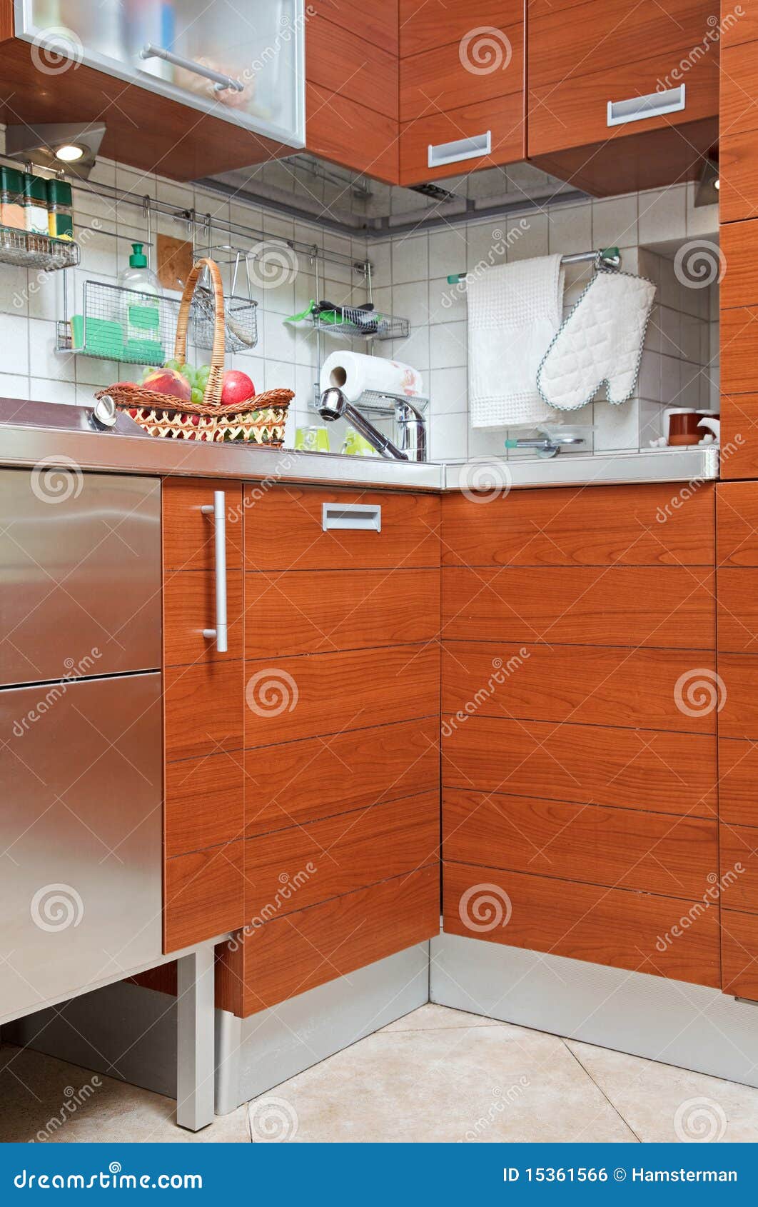 Parte Del Interior De La Cocina Foto de archivo - Imagen de cocinero ...