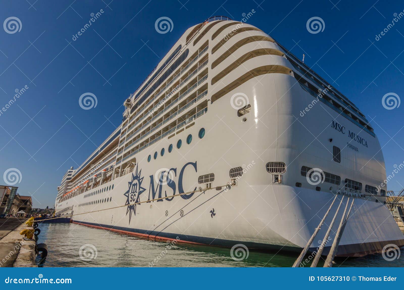 Parte Traseira Do Navio - RETOEDU