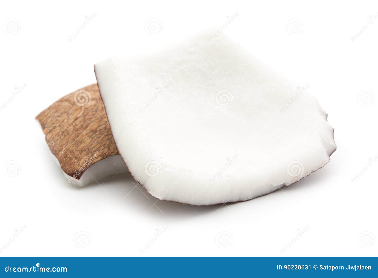 Partes do coco isoladas imagem de stock. Imagem de fruta - 90220631