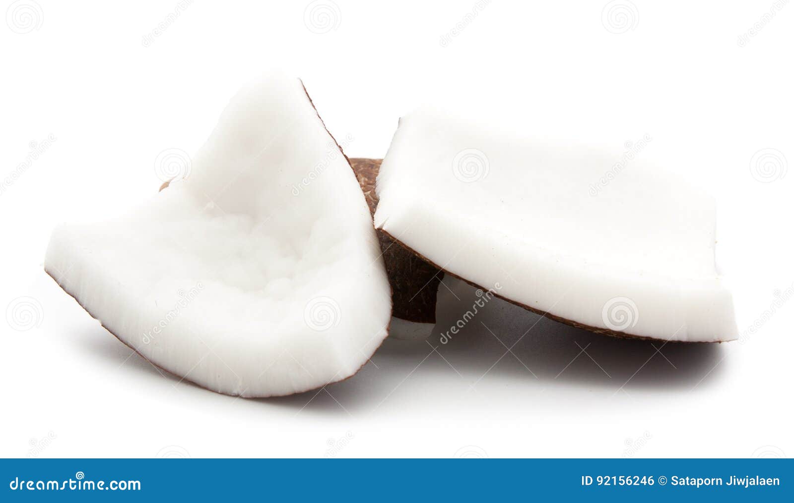 Partes do coco isoladas foto de stock. Imagem de coco - 92156246