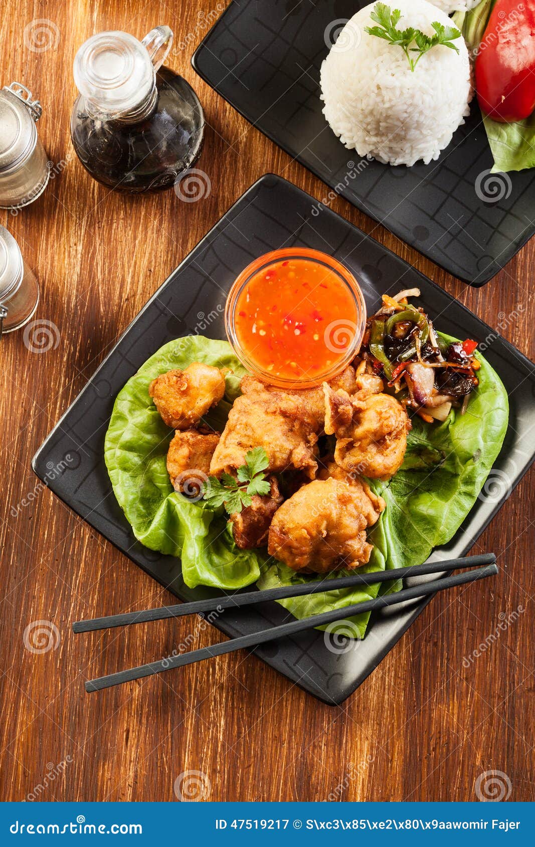 Partes Do Frango Frito Na Massa Imagem de Stock - Imagem de branco ...