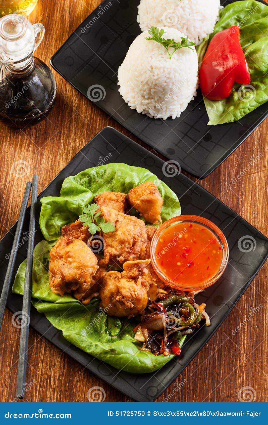 Partes Do Frango Frito Na Massa Foto de Stock - Imagem de cromo ...