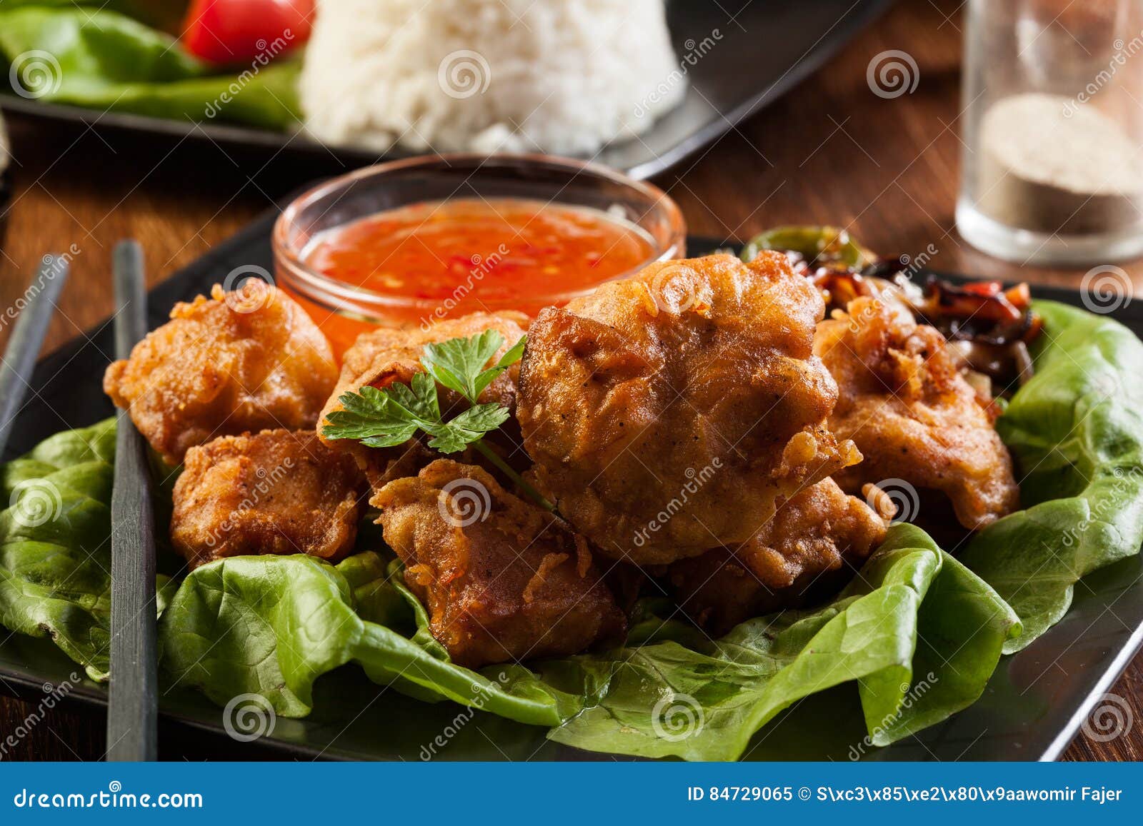 Partes Do Frango Frito Na Massa Imagem de Stock - Imagem de pimenta ...