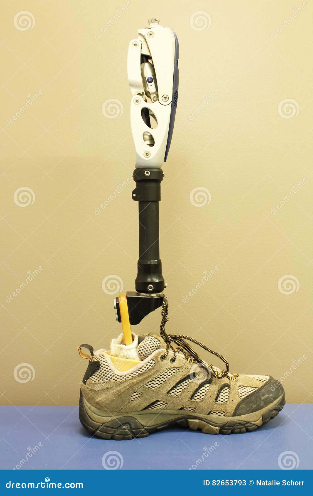 528 Hospital Leg Prosthesis Stock Photos - Free & Royalty-Free Stock ...
