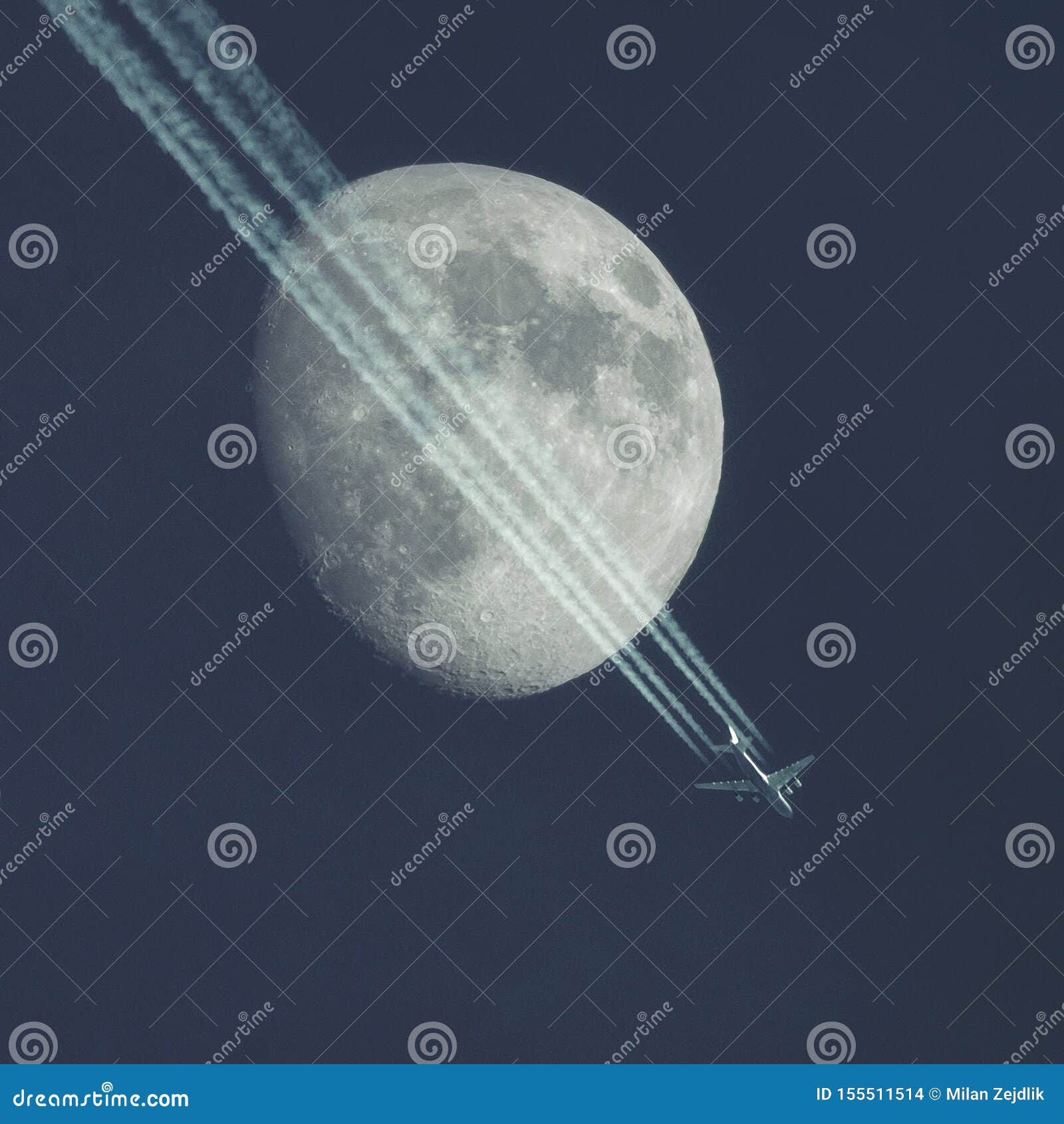 Partial Moon eclipse 2019 stock photo. Image of bright - 155511514