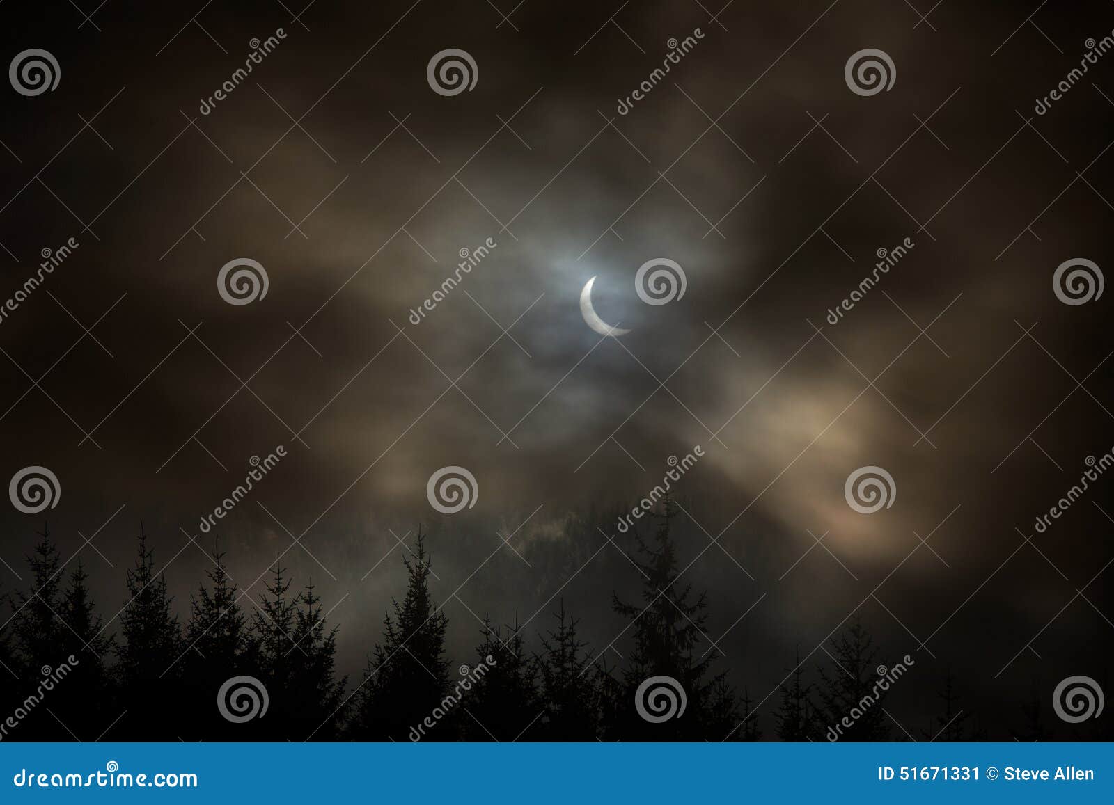 Partial Solar Eclipse - Day into Night Stock Image - Image of solar ...