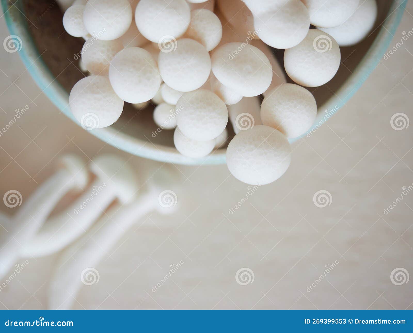 Bunapi Shimeji Mushroom on a Bowl, Close Up Stock Image - Image of ...