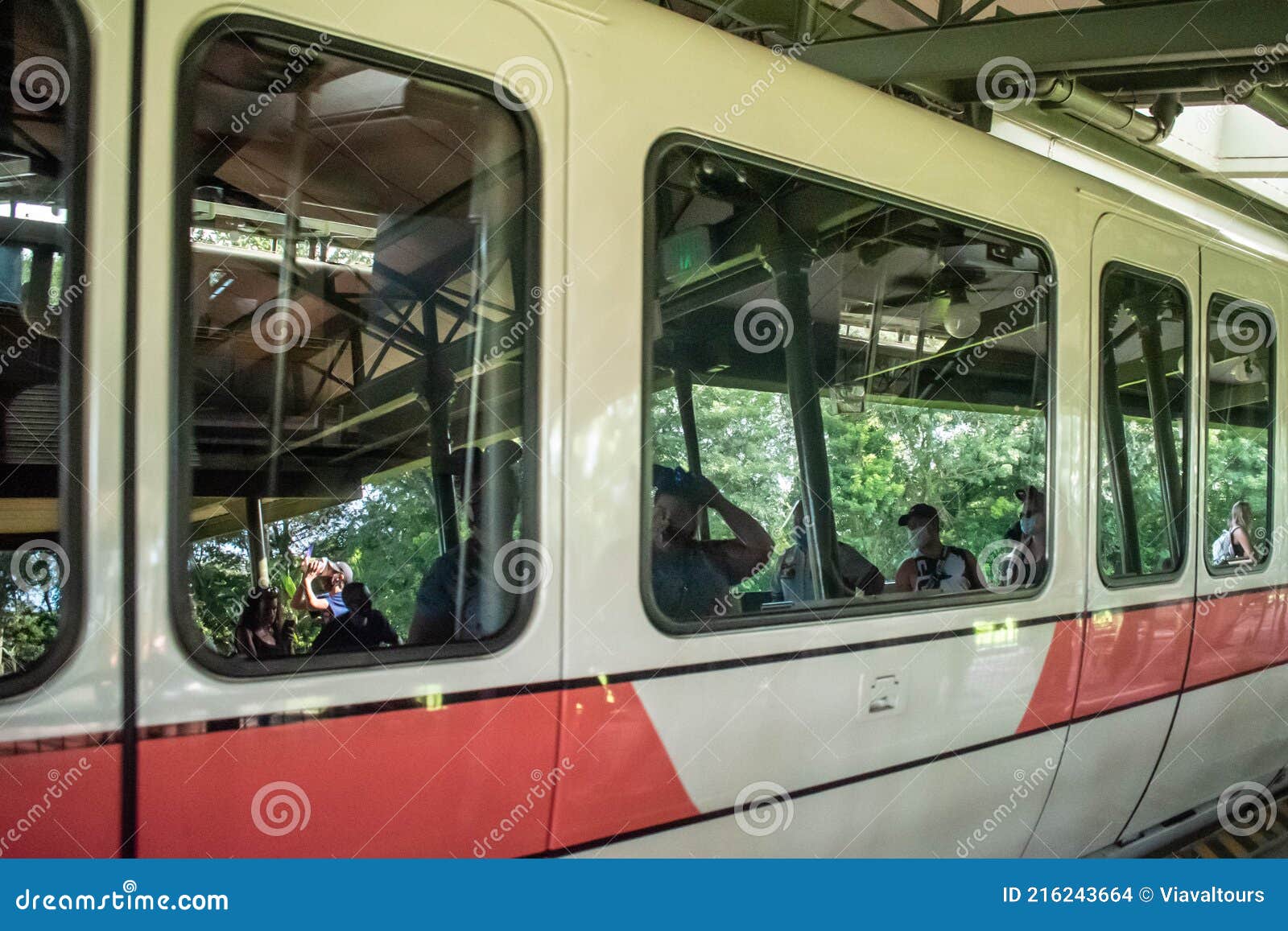 Partial View of Disney Monorail in Magic KIngdom 16 Editorial Stock ...