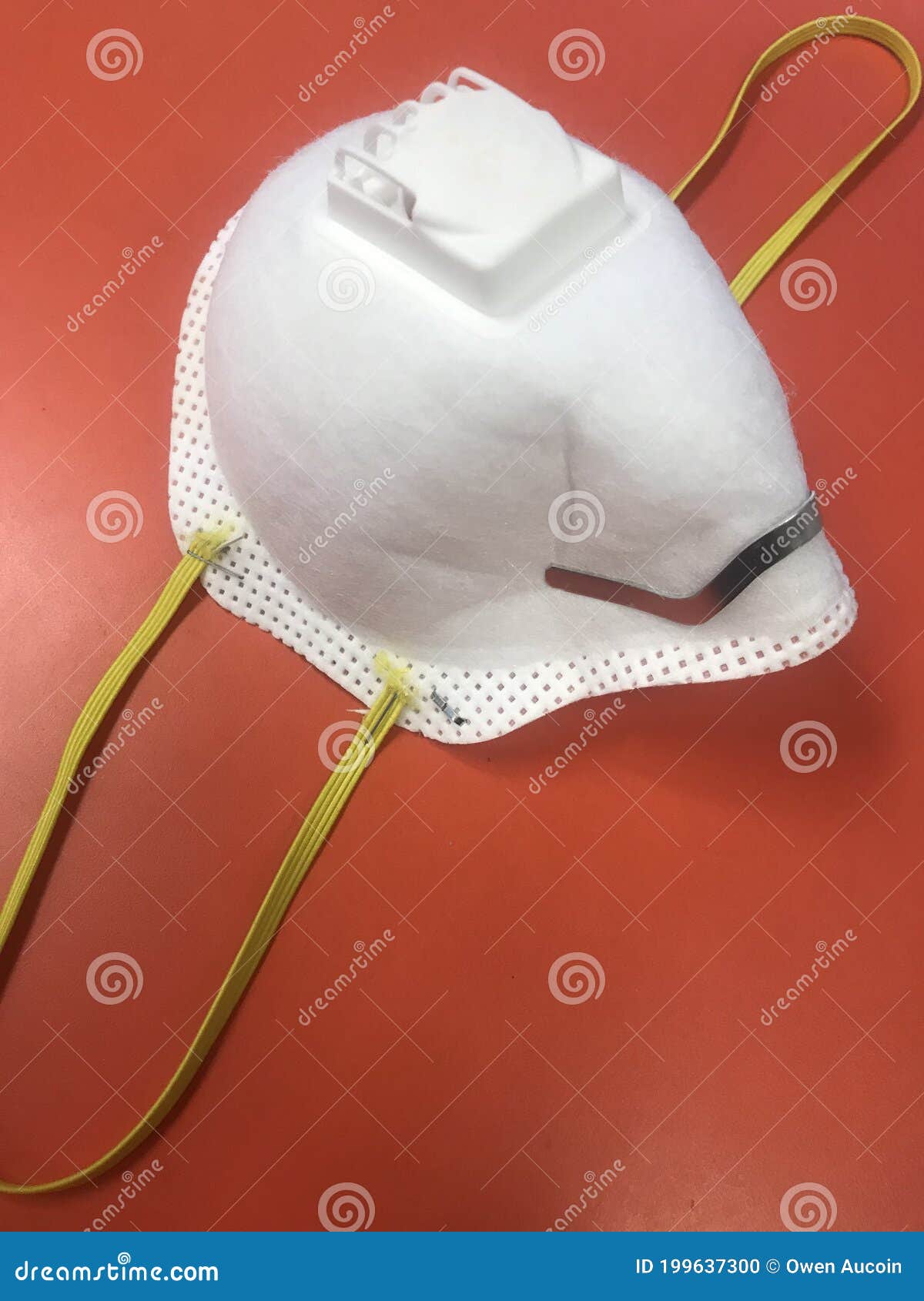 Particle Respirator with Valve Stock Photo - Image of respirator ...