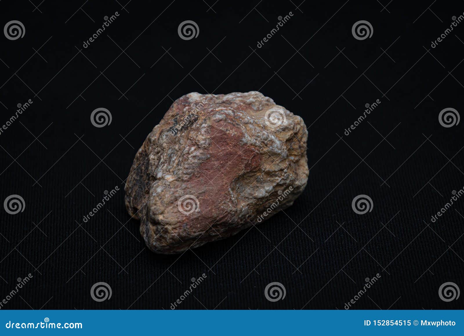 Unique Metamorphic Rock Formations Lead To Maine Lighthouse Stock Image ...