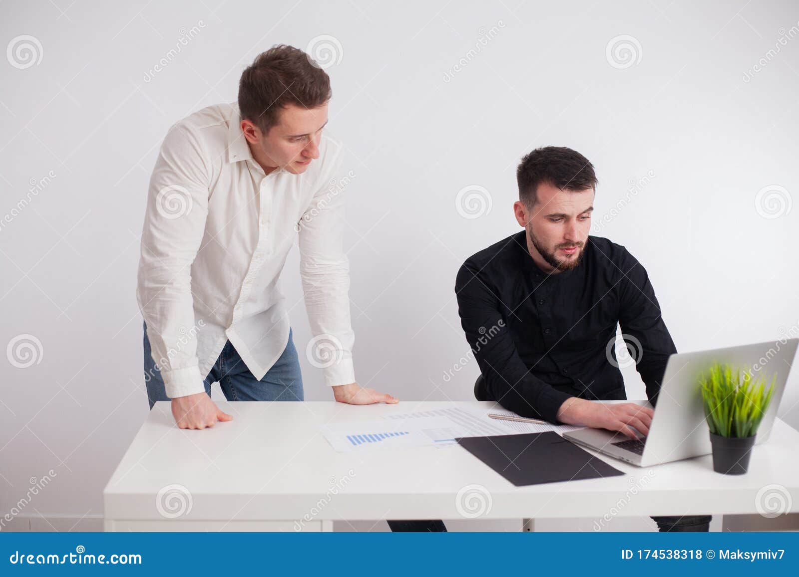 Partners Discuss the Project of Work in the Company`s Office. Stock ...