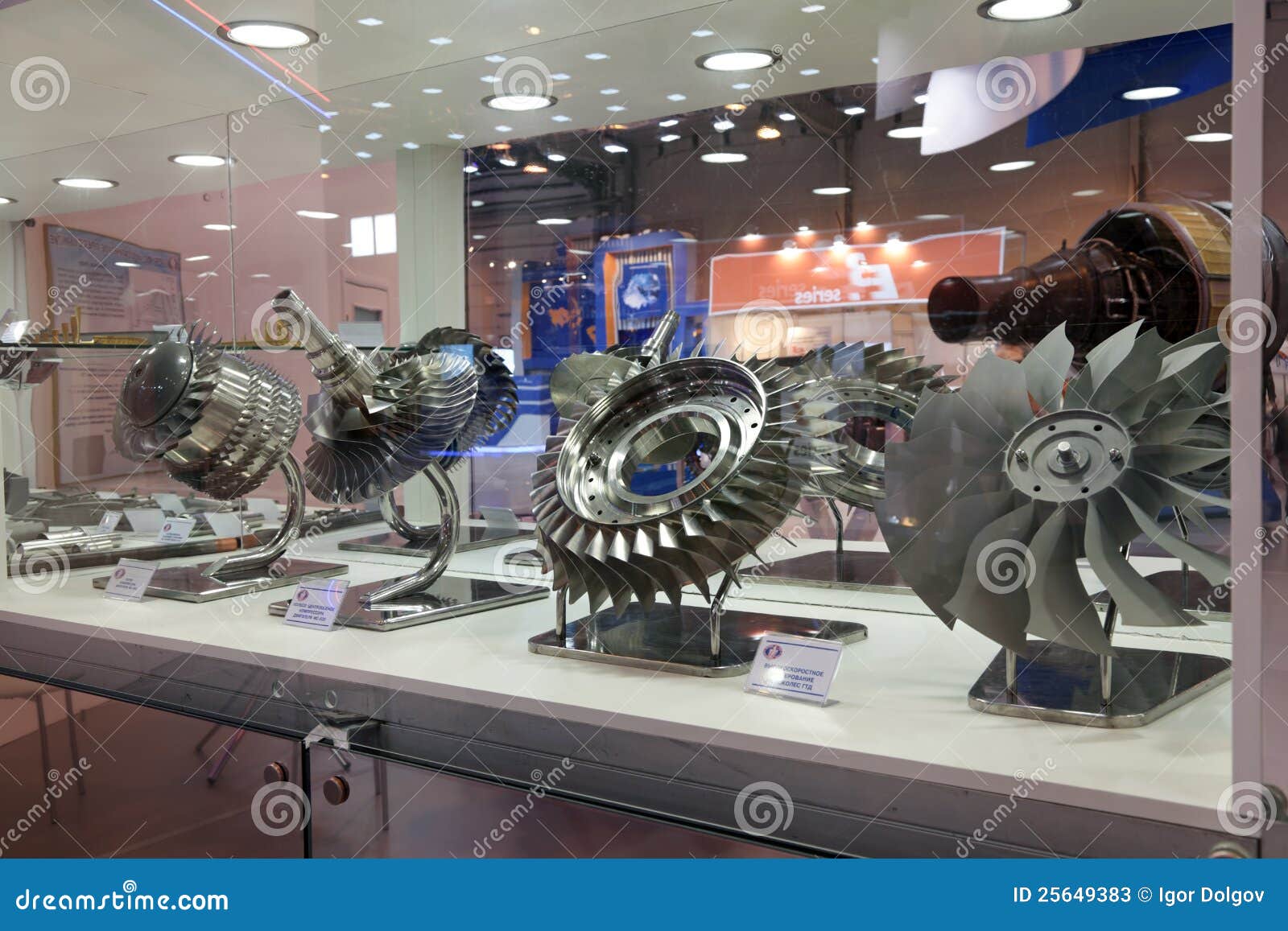 2,418 Military Engines Stock Photos - Free & Royalty-Free Stock Photos ...