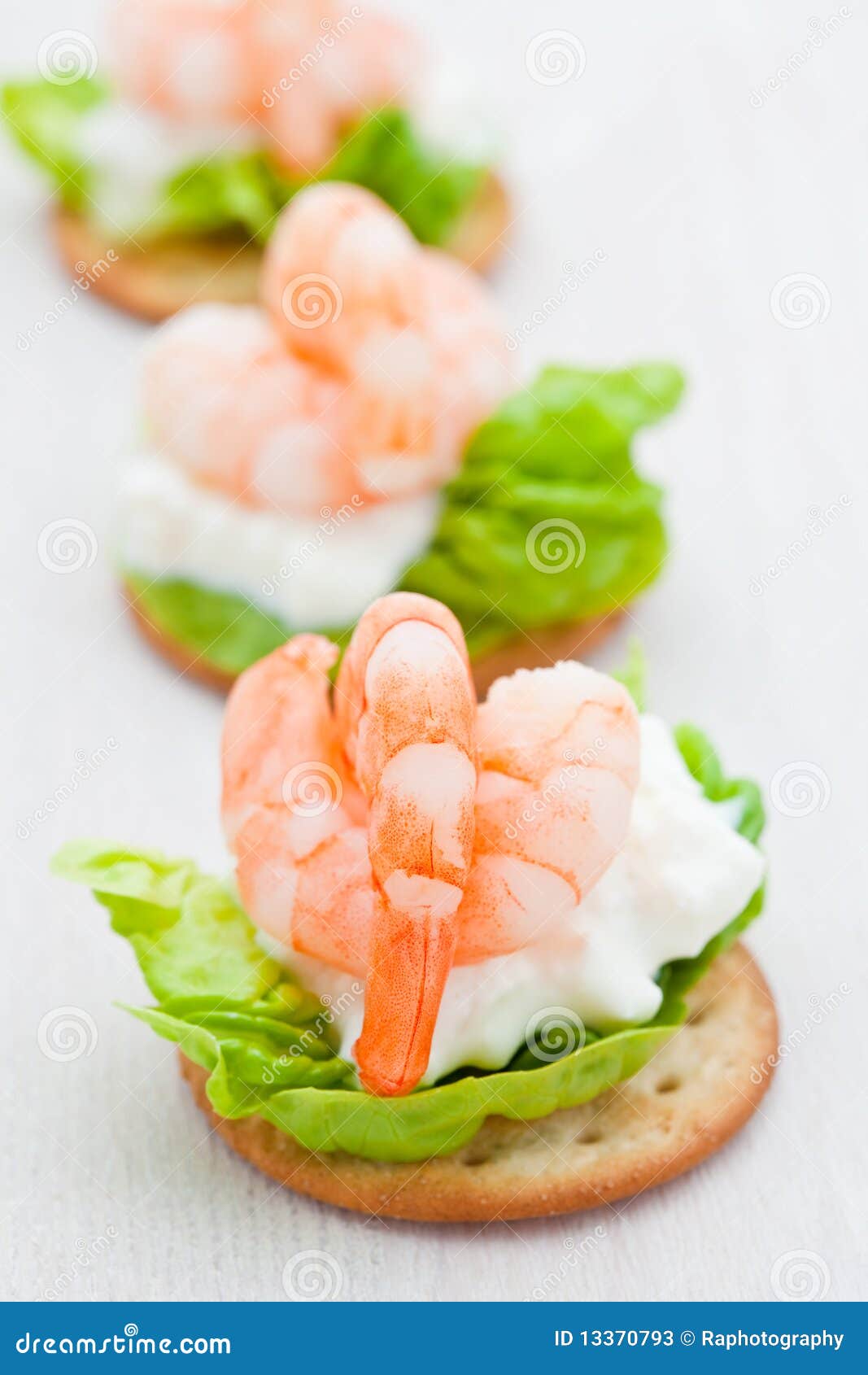 Party Snacks. Prawns on a Bed of Lettuce & Cheese Stock Image - Image ...