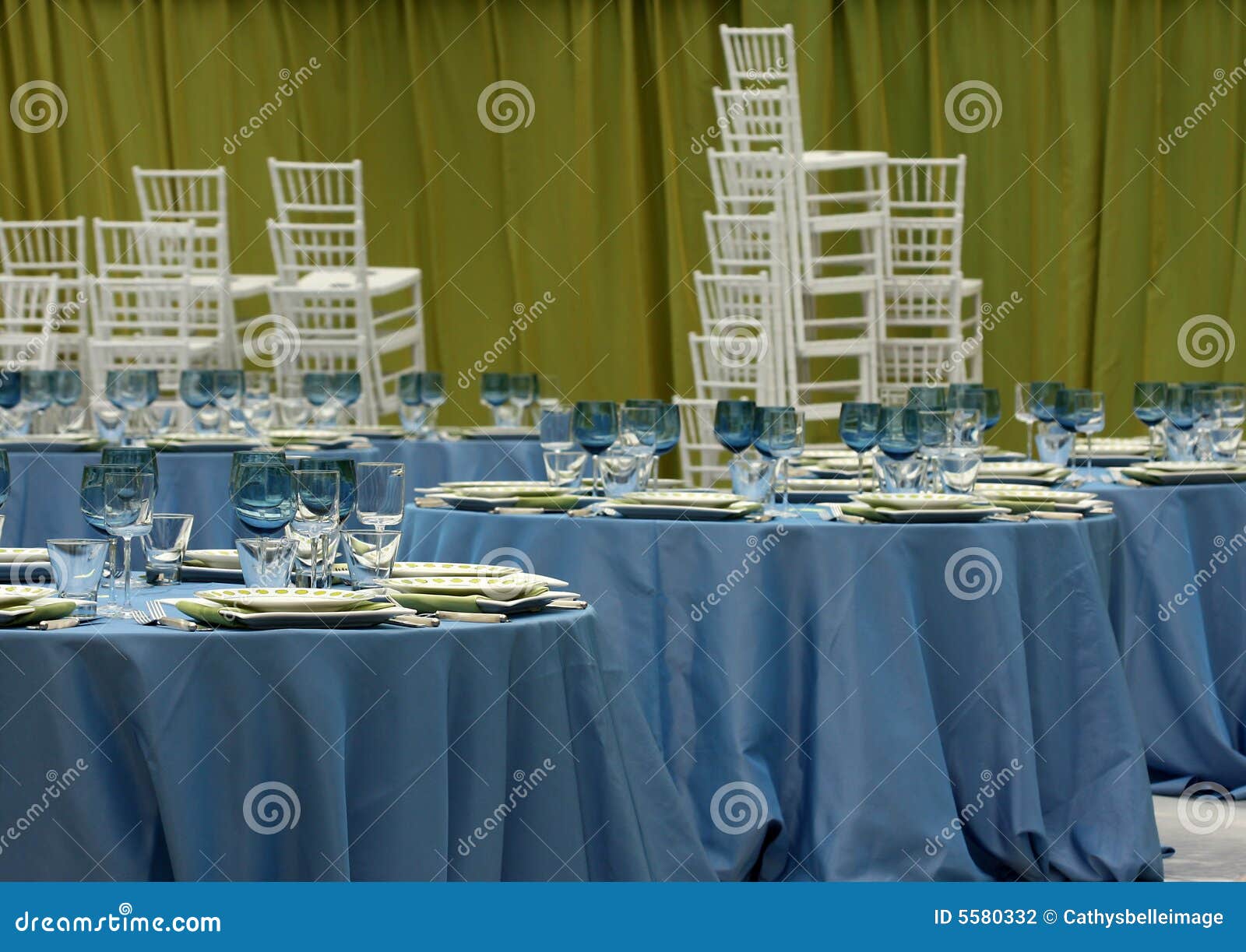 Party table setting stock photo. Image of chairs, event - 5580332
